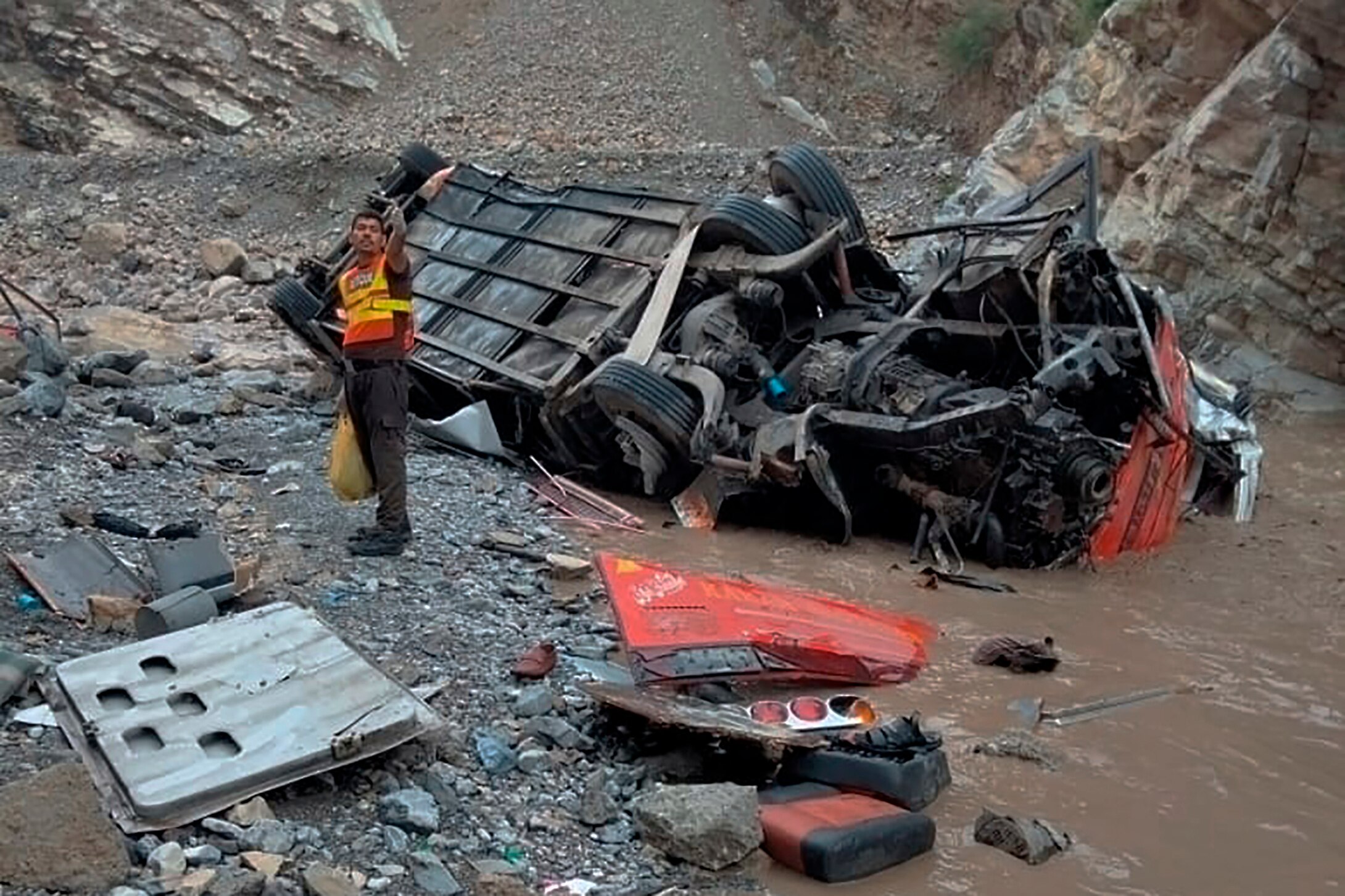 Bus plunges into ravine in Pakistan, killing at least 19 people - ABC News