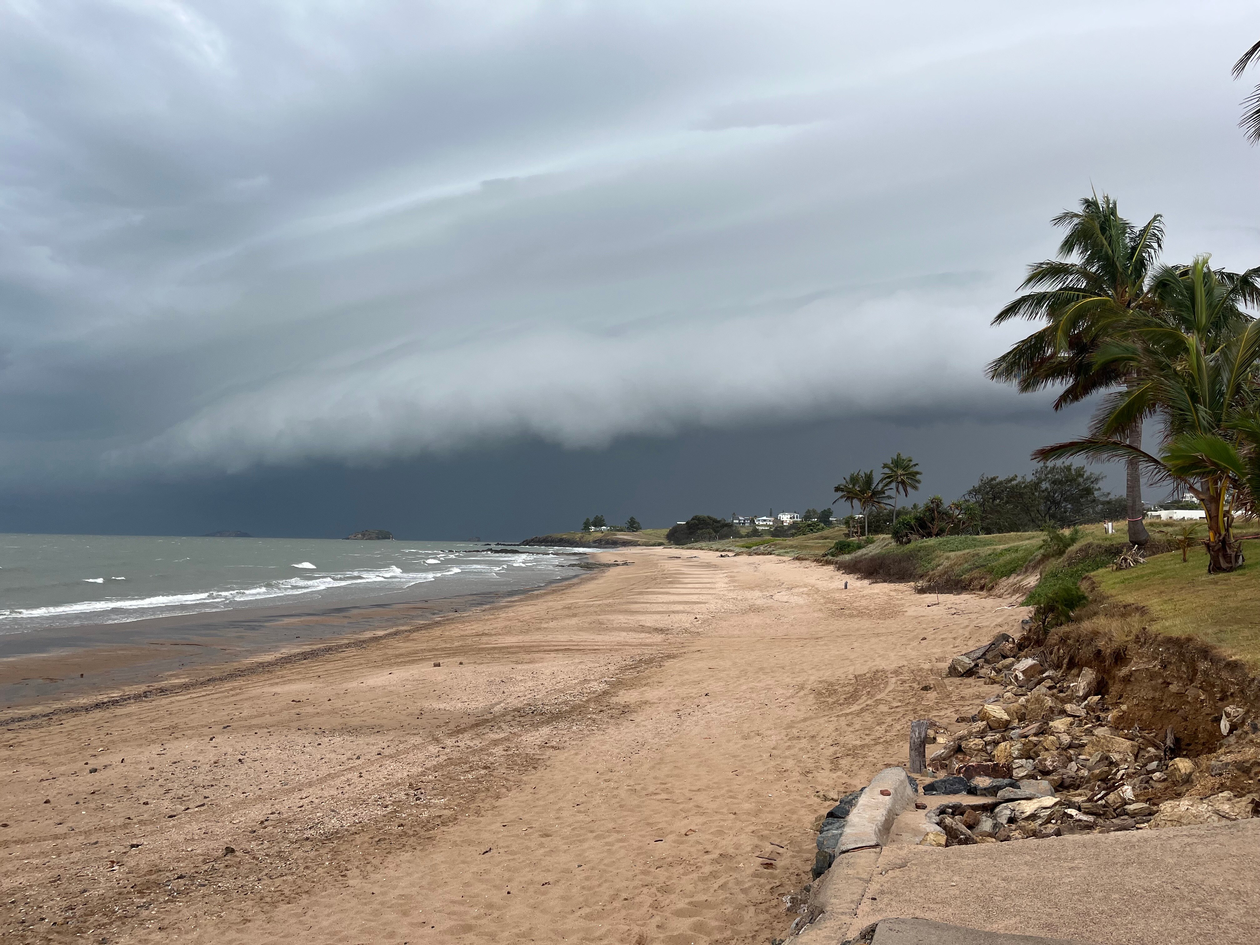 Showers expected in parts of Qld as clean-up continues after ex ...