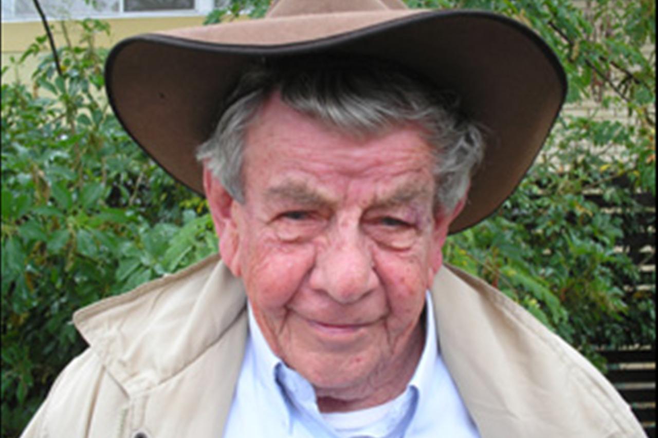 Bruce Simpson: Lifetime drover receives OAM - ABC News