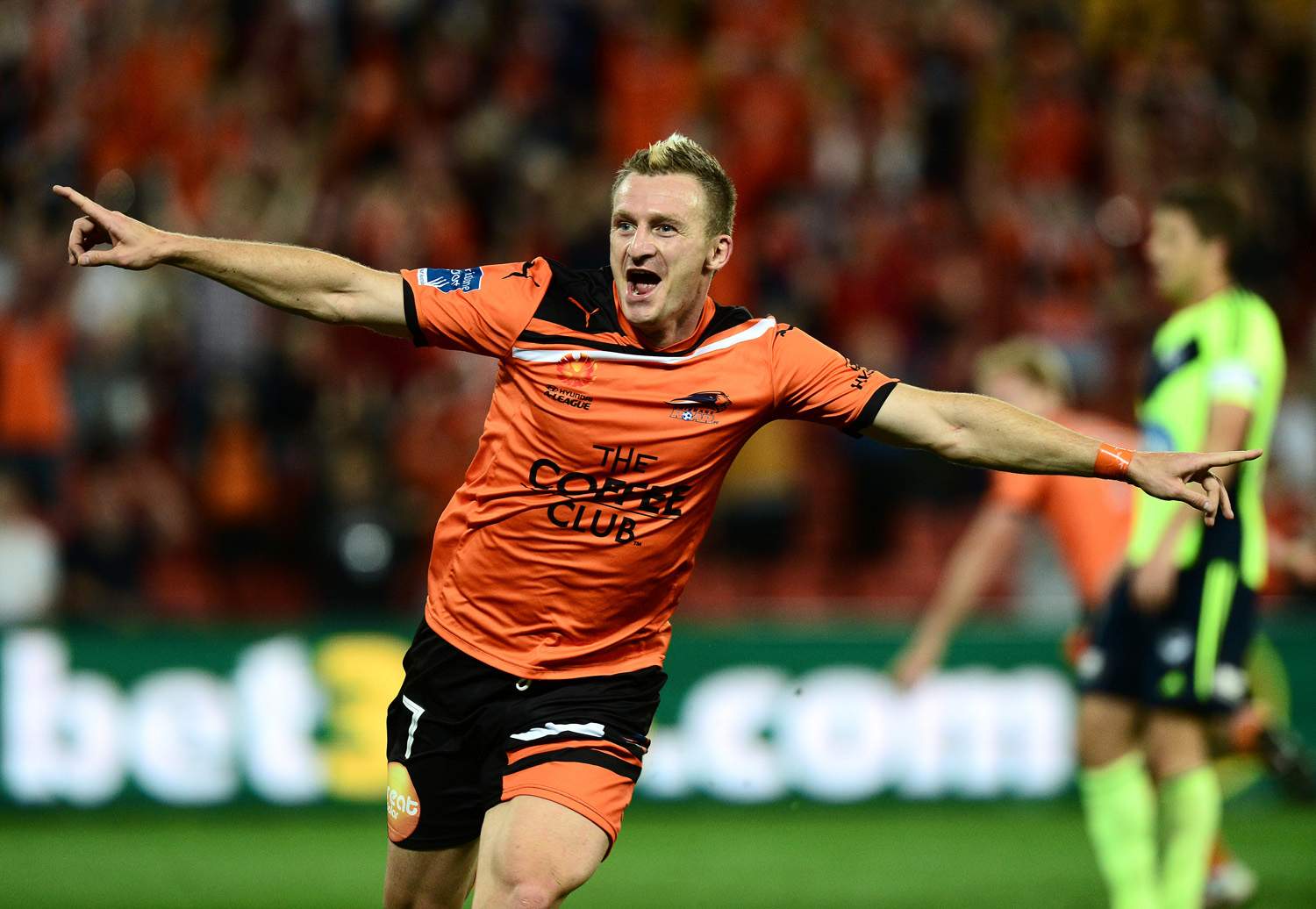 Besart Berisha to leave Brisbane Roar to join Melbourne Victory next A ...