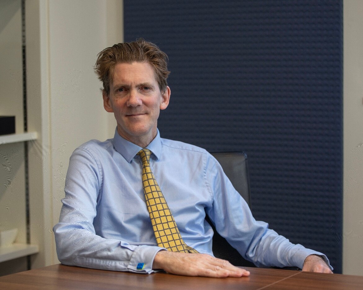 RBA deputy governor defends private briefings with banks, says oil ...