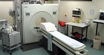 NT cancer patients face long wait for promised PET scanner - ABC News