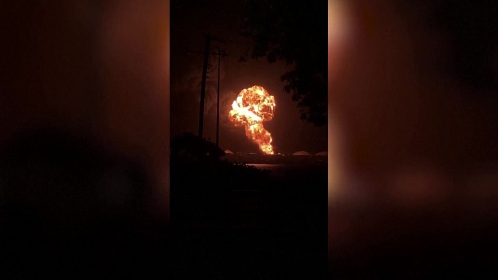 Explosion at Cuban fuel storage after being hit by lightning - ABC News