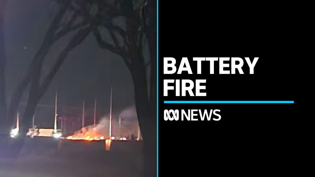 Fire breaks out at Tesla battery facility in Central Queensland - ABC News