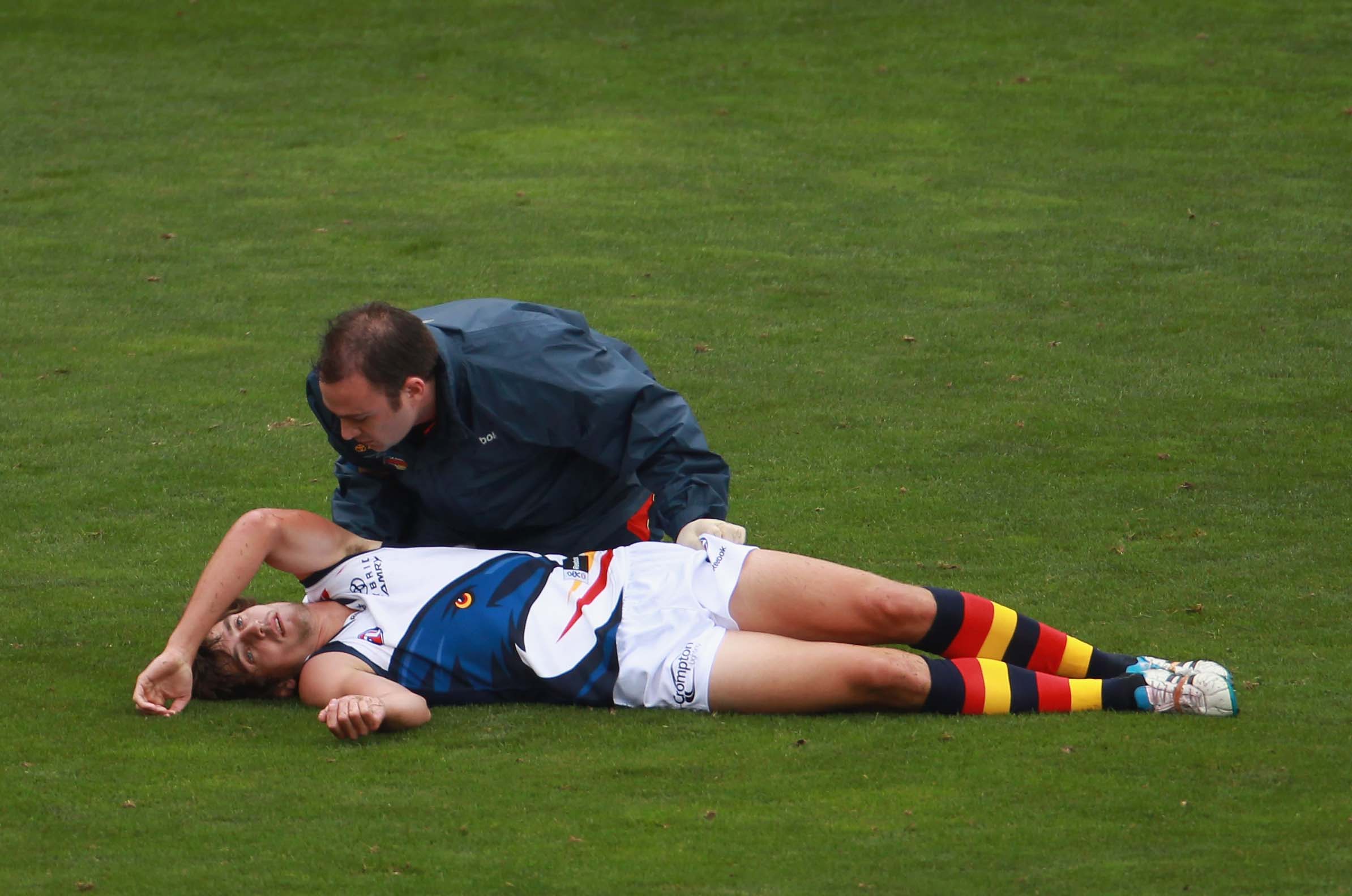 Designing an AFL helmet that works - ABC listen