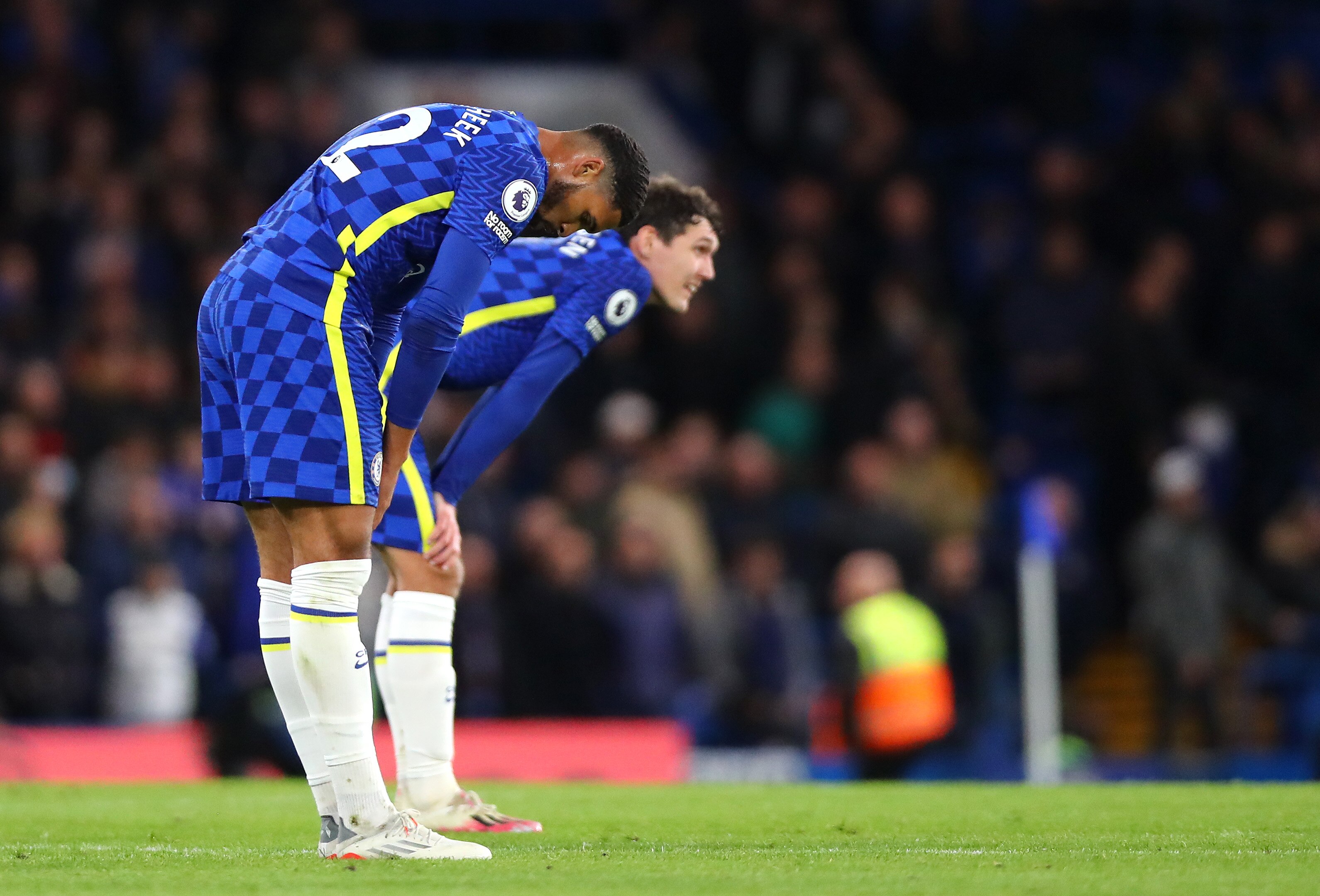 Manchester United loses 2-0 to Manchester City in derby, Ole Gunnar ...