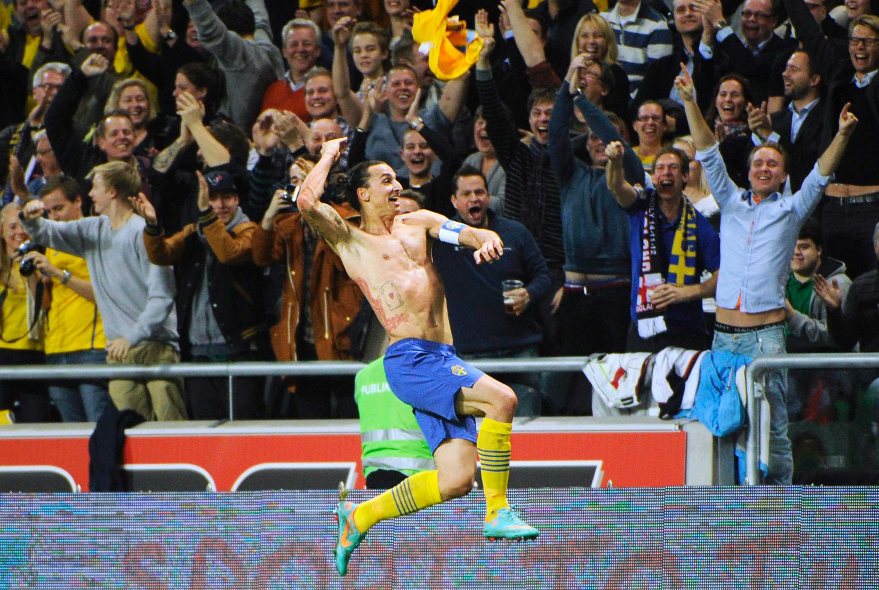 Zlatan Ibrahimovic confirms move to Manchester United - five facts ...