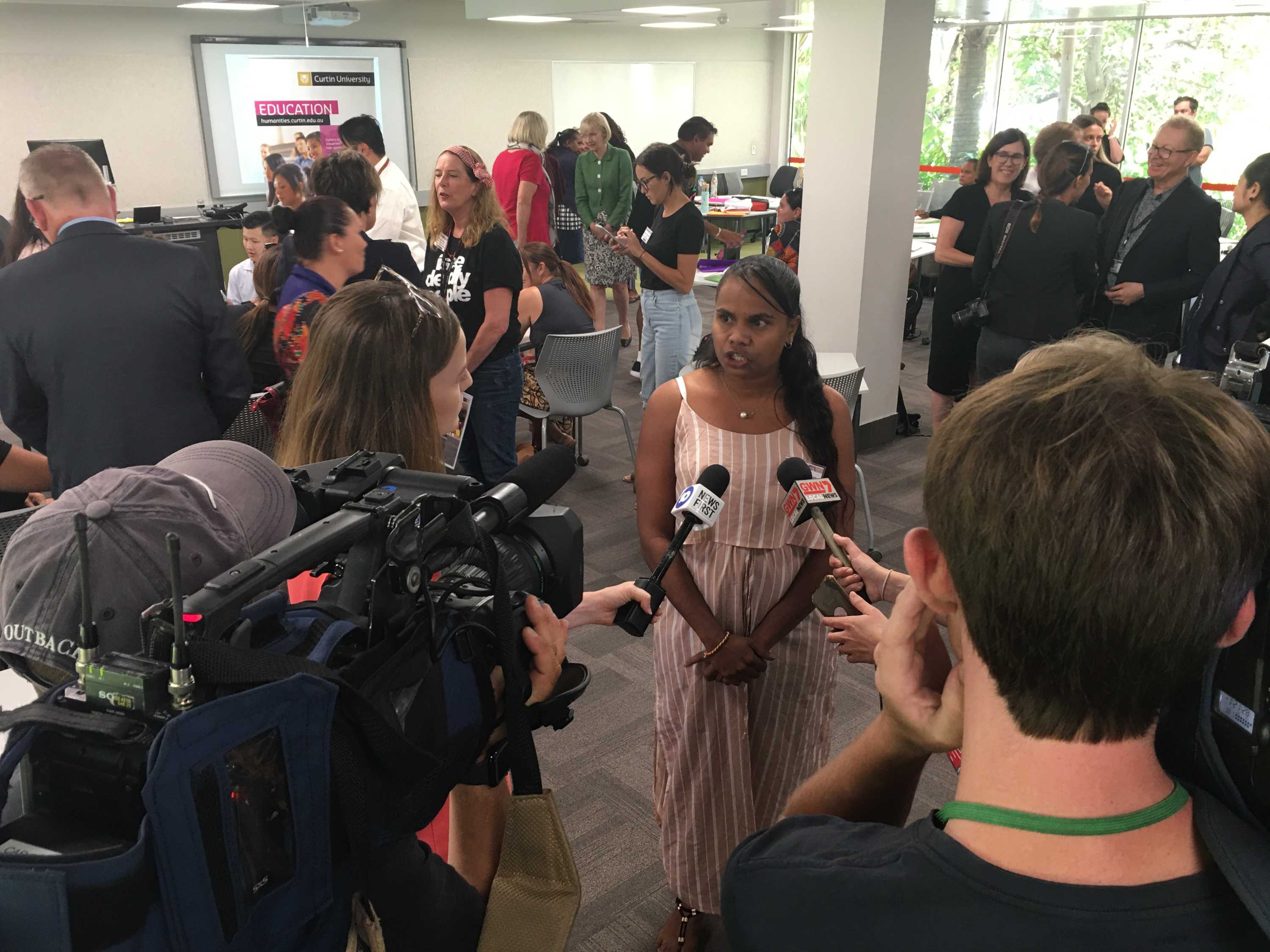 Push to train local Indigenous teachers in remote West Australian ...