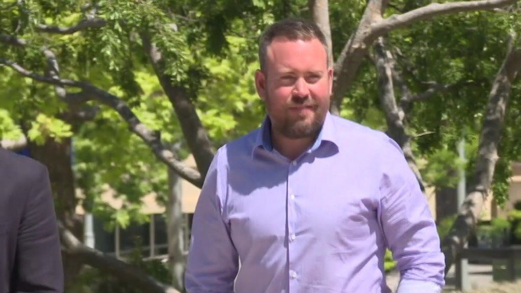 Public servant who demanded $100k in cash from contractor avoids jail ...