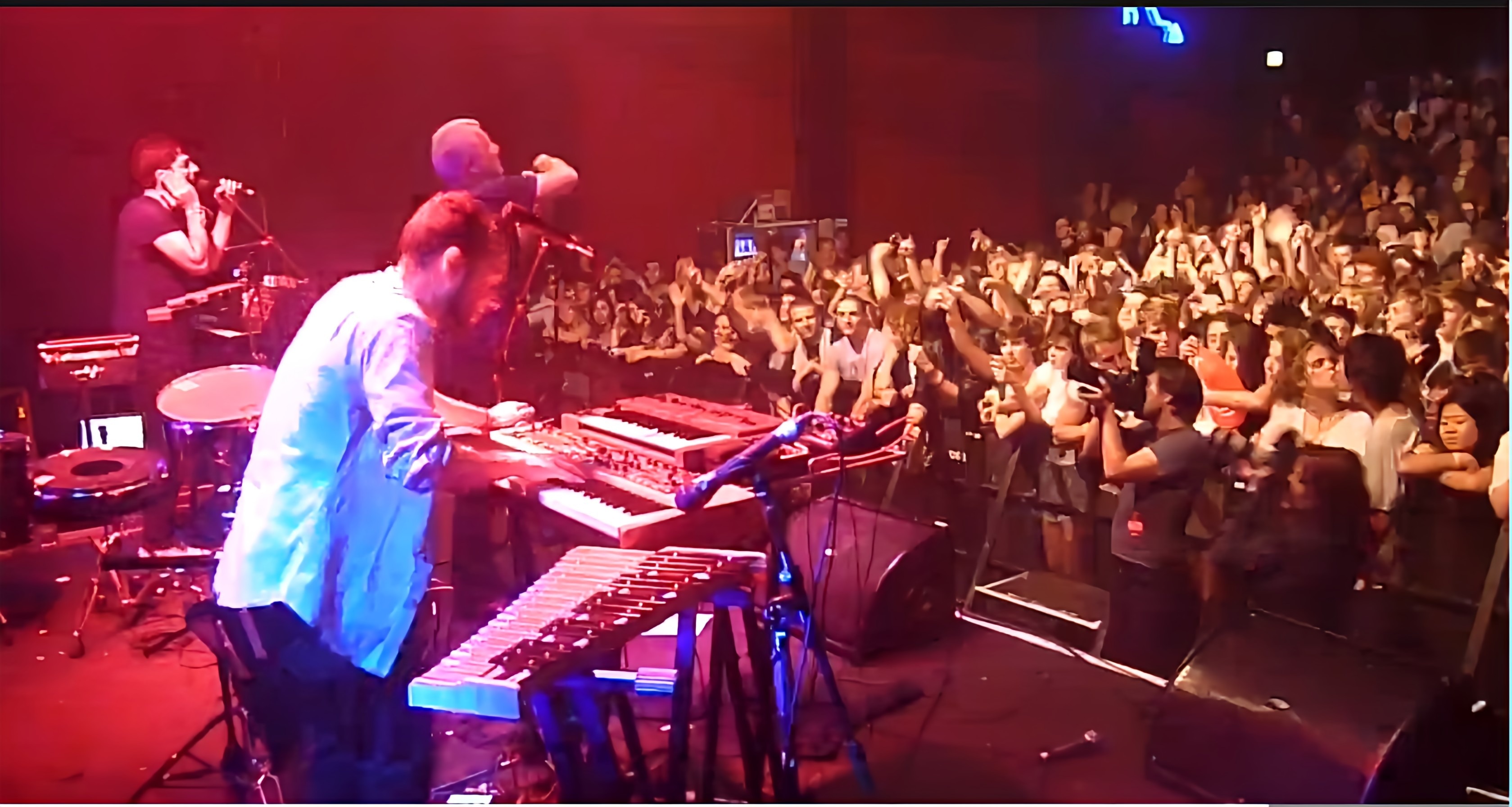 Bag Raiders Live at the Metro Theatre, Sydney, 2010 - ABC listen