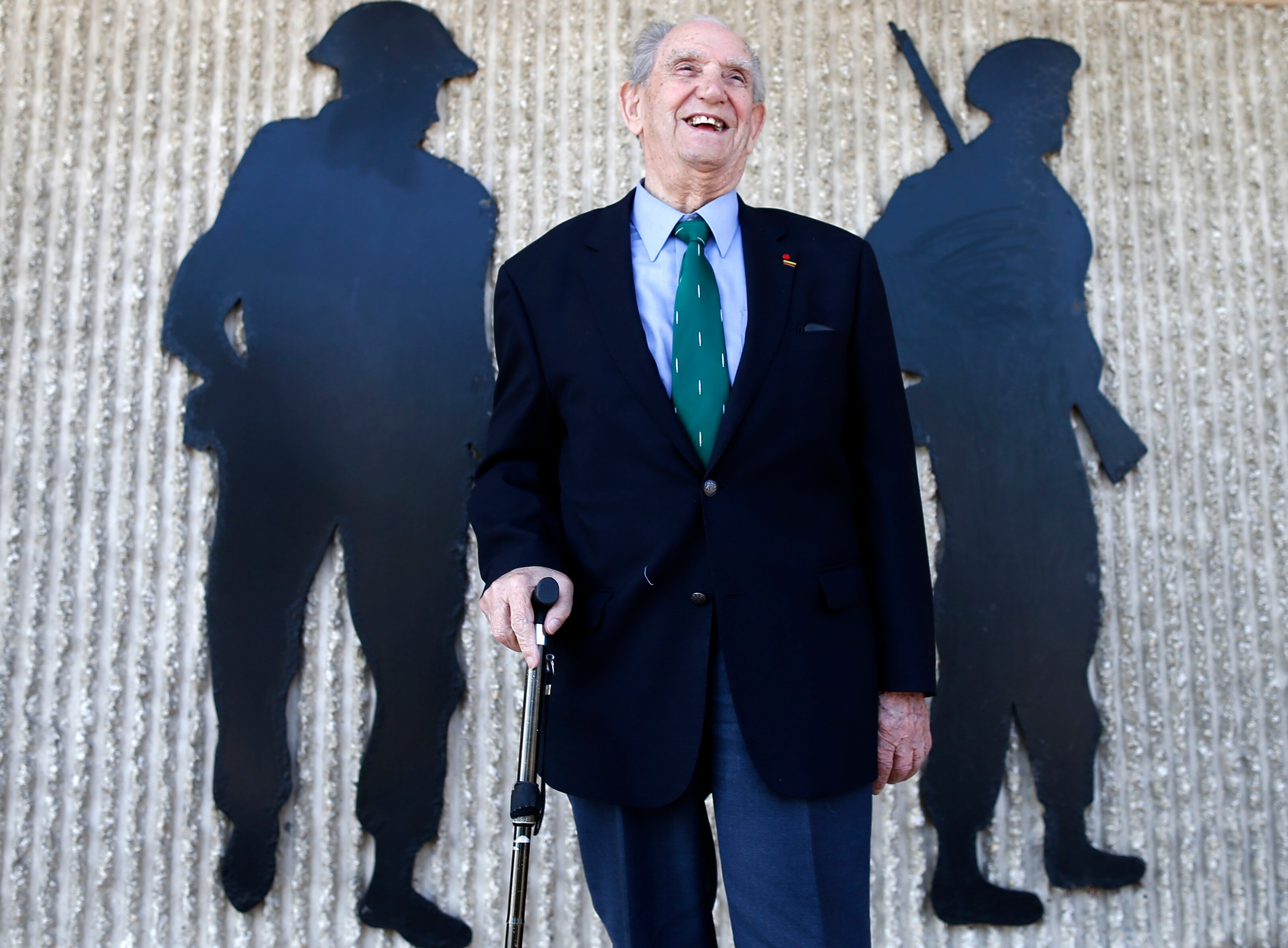 France's last surviving D-Day commando, Leon Gautier, dies aged 100 ...
