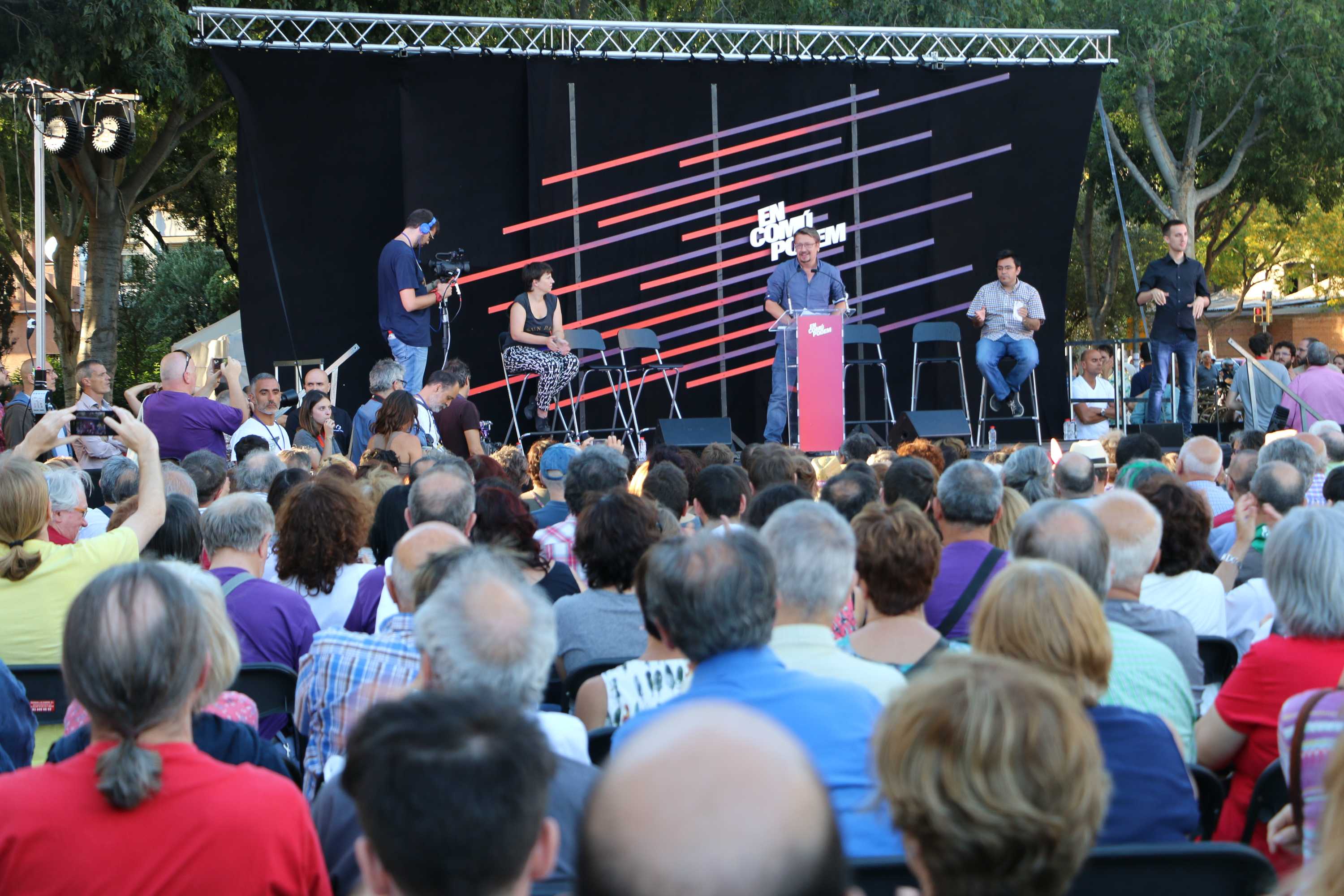 Spanish newcomers Podemos and Ciudadanos winning over voters ahead of ...