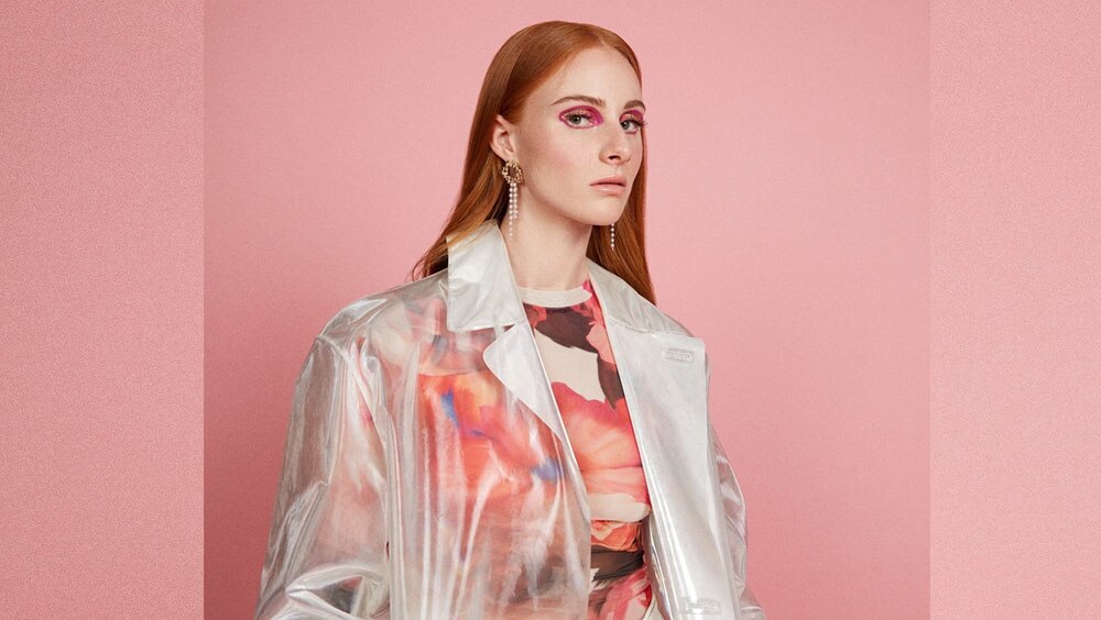 First Spin: Vera Blue spins paranoia into romance on 'Lie To Me' - triple j