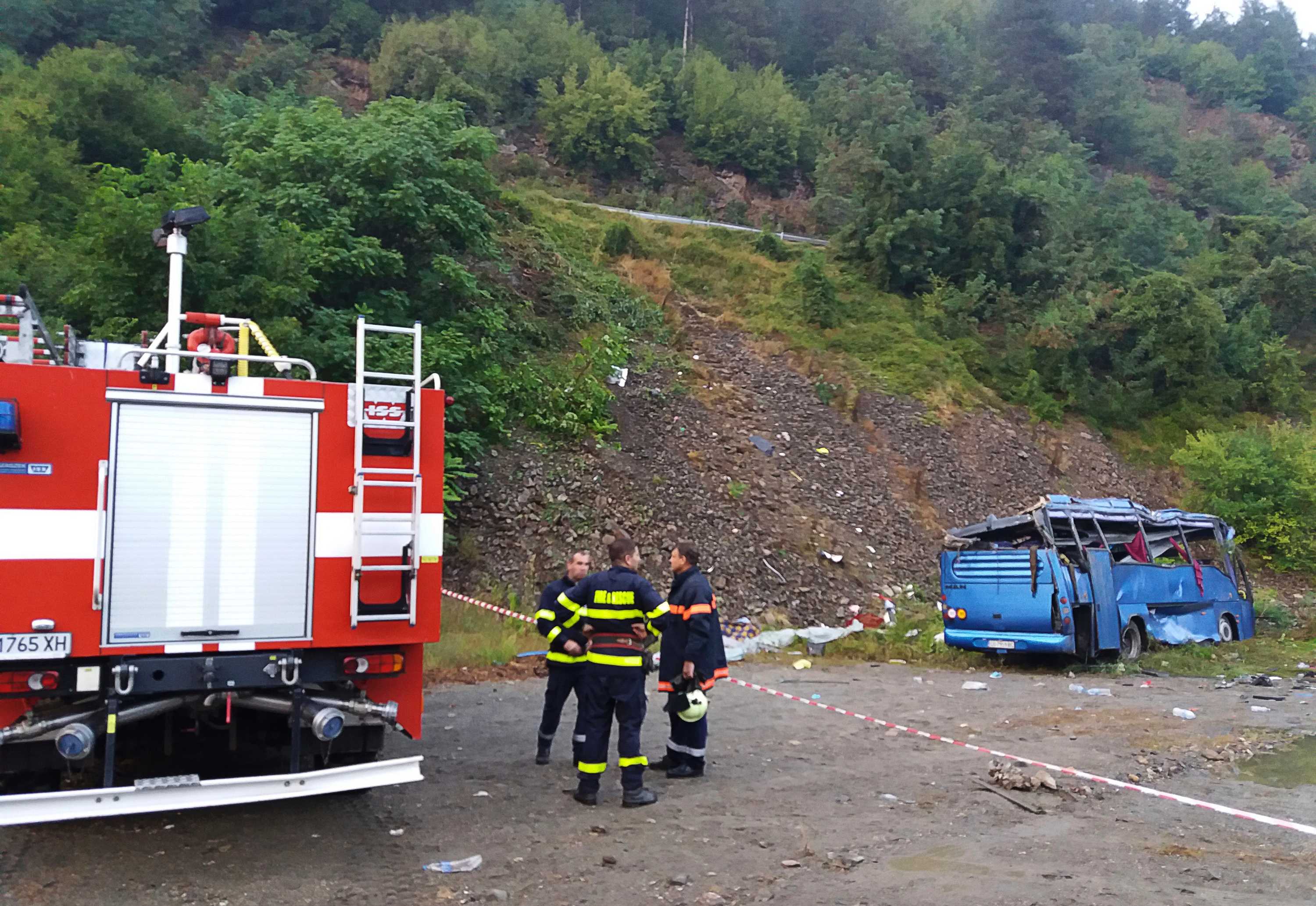 Bulgarian bus crash: At least 16 killed as tourist bus flips on highway ...