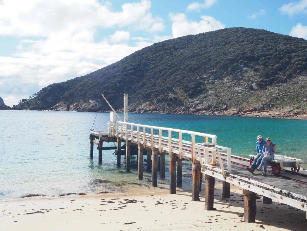 Before coronavirus came, this couple had already chosen isolation on ...