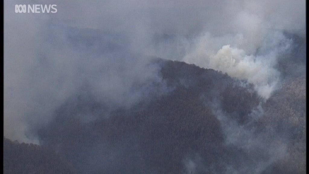 Lockyer Valley bushfire prompts evacuations amid a threat to properties ...