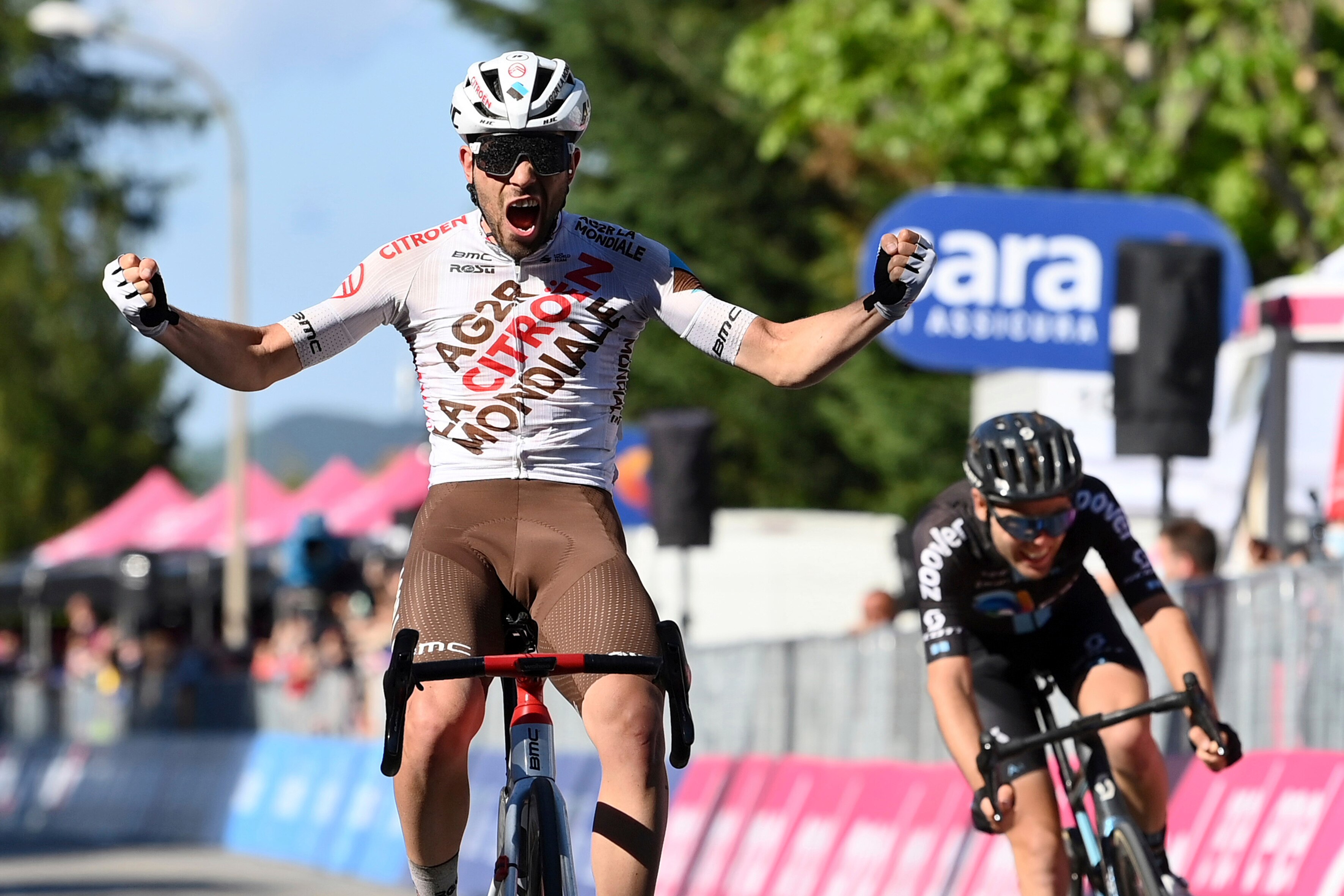 Aussie cyclist Chris Hamilton narrowly misses Giro d'Italia stage win ...