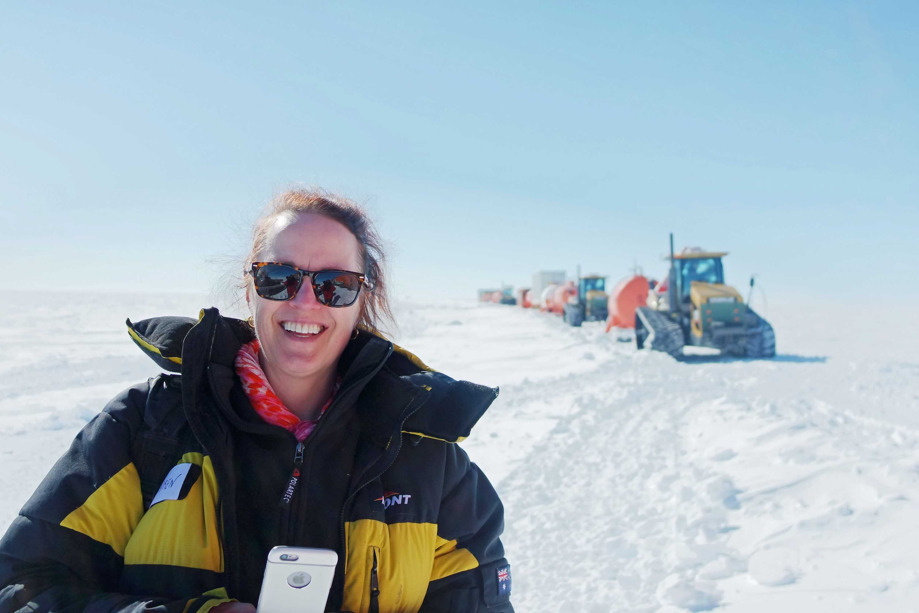 Hobart woman traverses Antarctica by tractor on volunteer trip of a ...