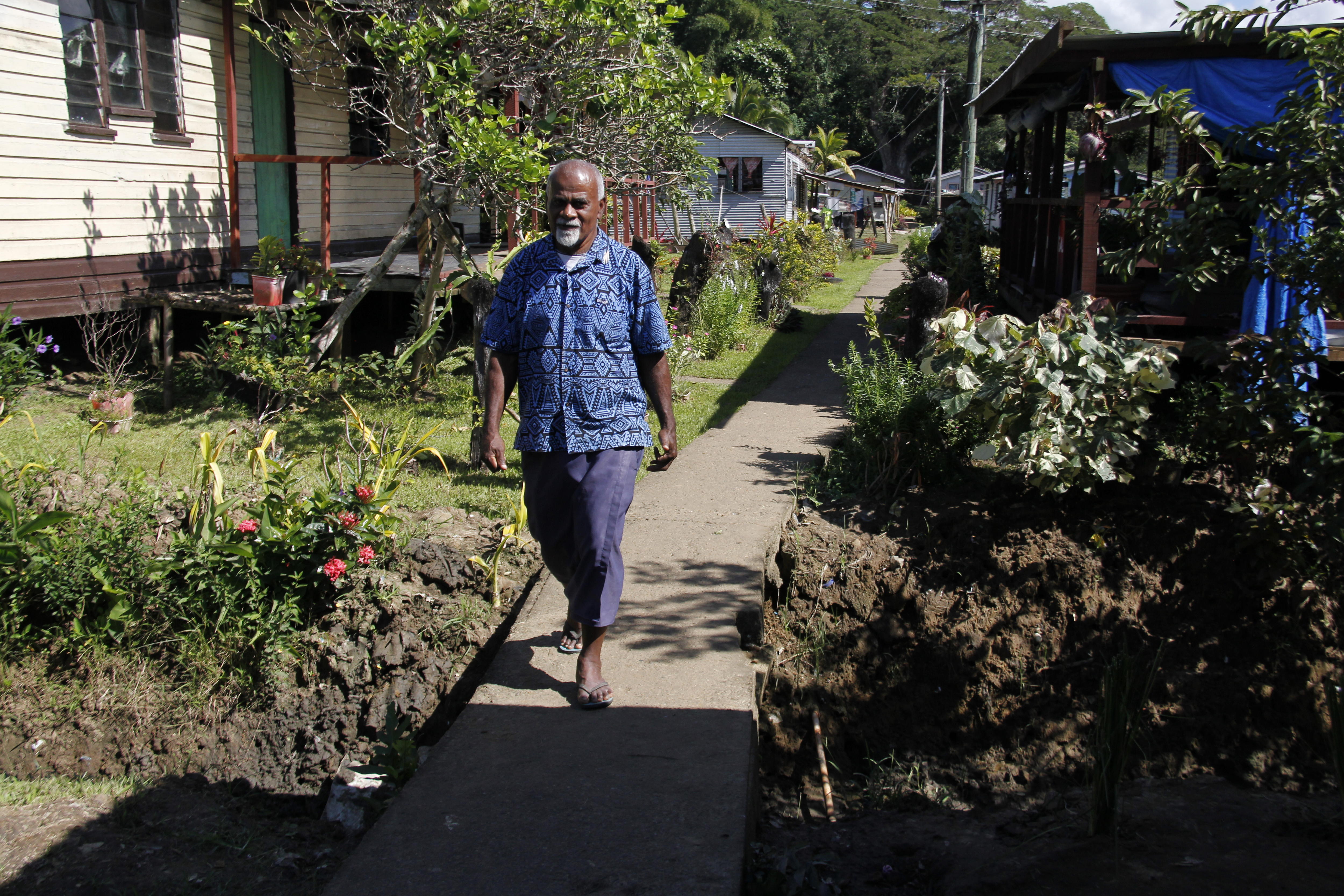 Ultimate test for mobile journalism, as radio program Pacific Prepared ...