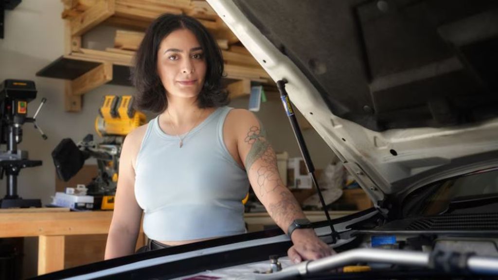 Summernats was once known for boobs, booze and burnouts - ABC News