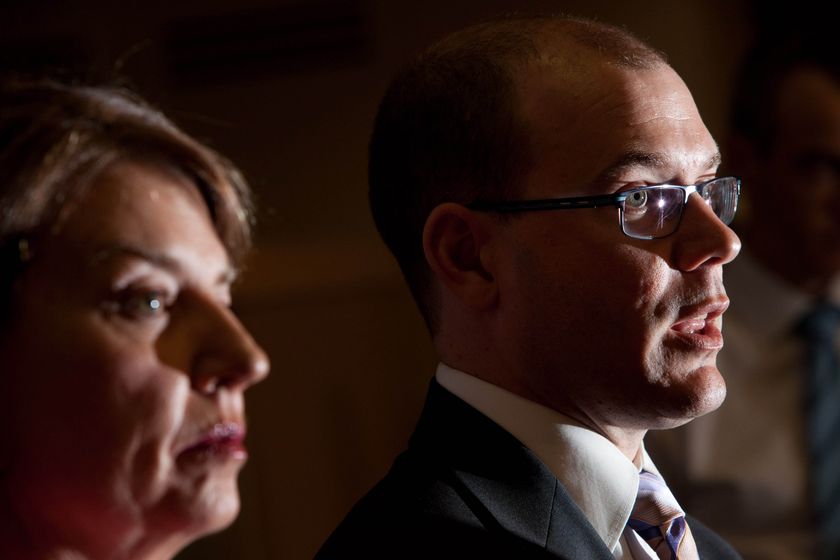 Government awaits 'powder puff' Langbroek's budget reply - ABC News