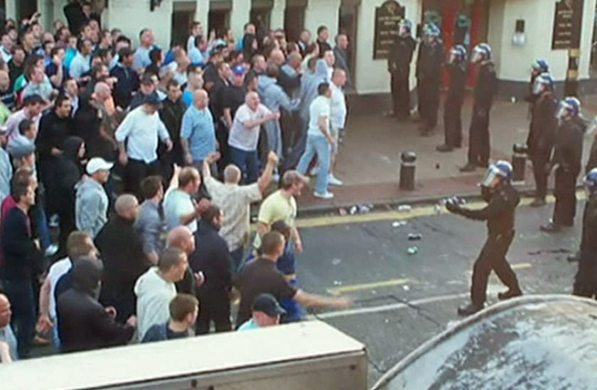 Violence erupts at London derby - ABC News