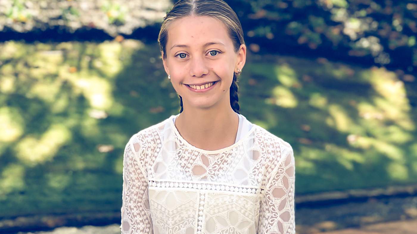 WA - Sofia - Behind The News