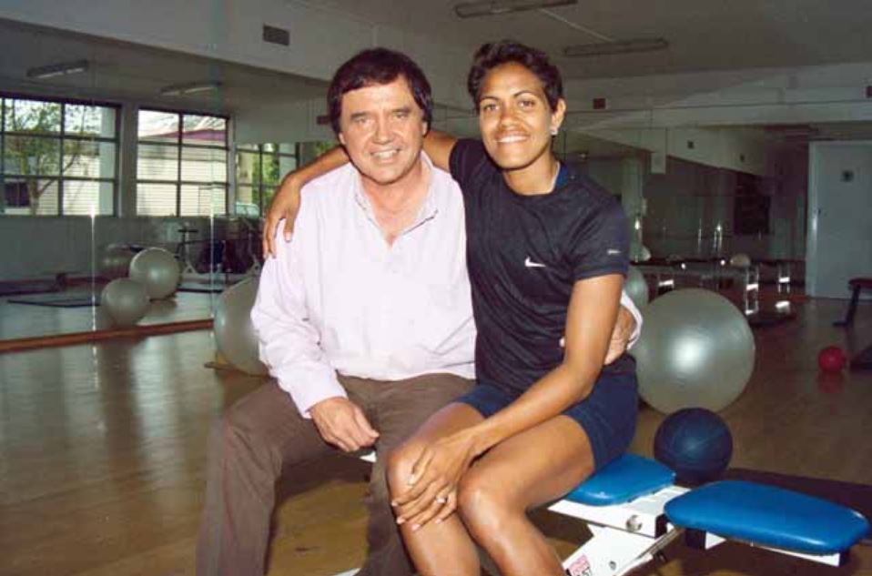 Peter Luck, Australian journalist and presenter, dies aged 73 - ABC News