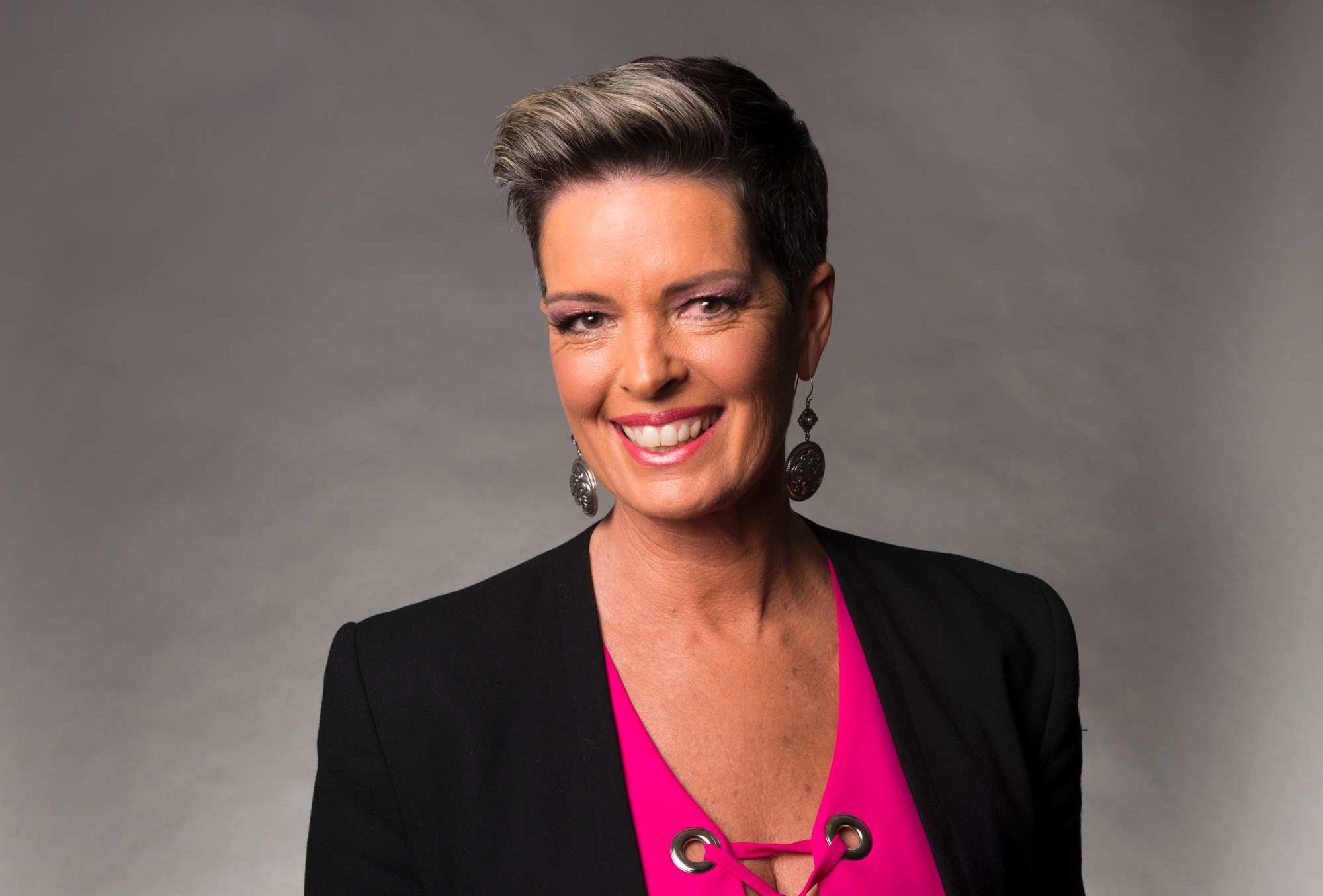 Tracey Holmes - ABC listen