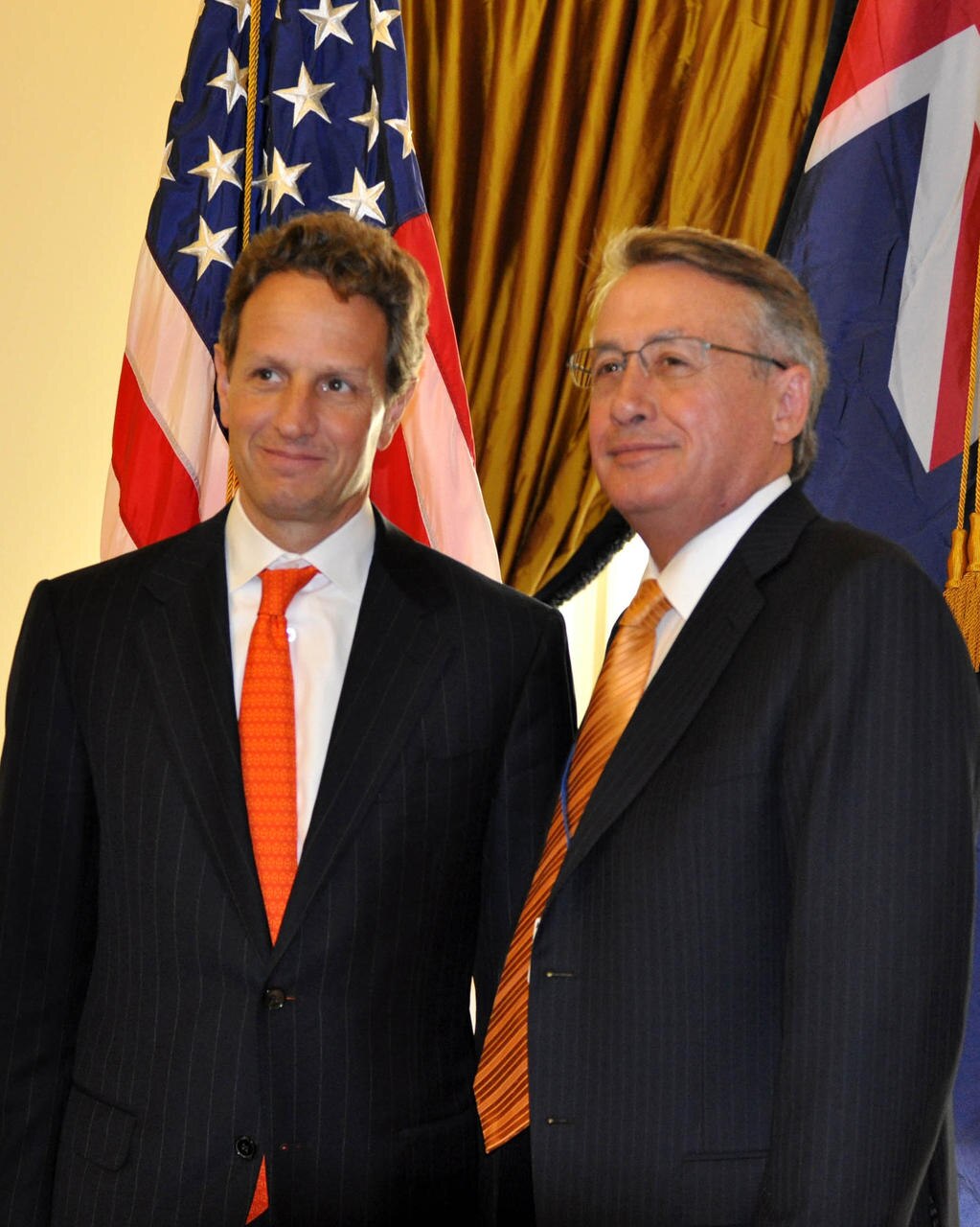 Swan praises high Aussie dollar - ABC News