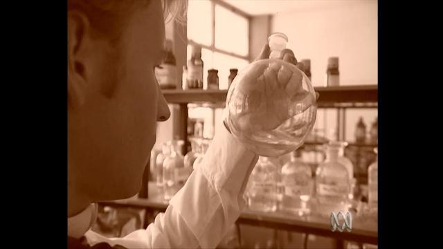 Atoms of Fire: Atoms and organic compounds - ABC Education