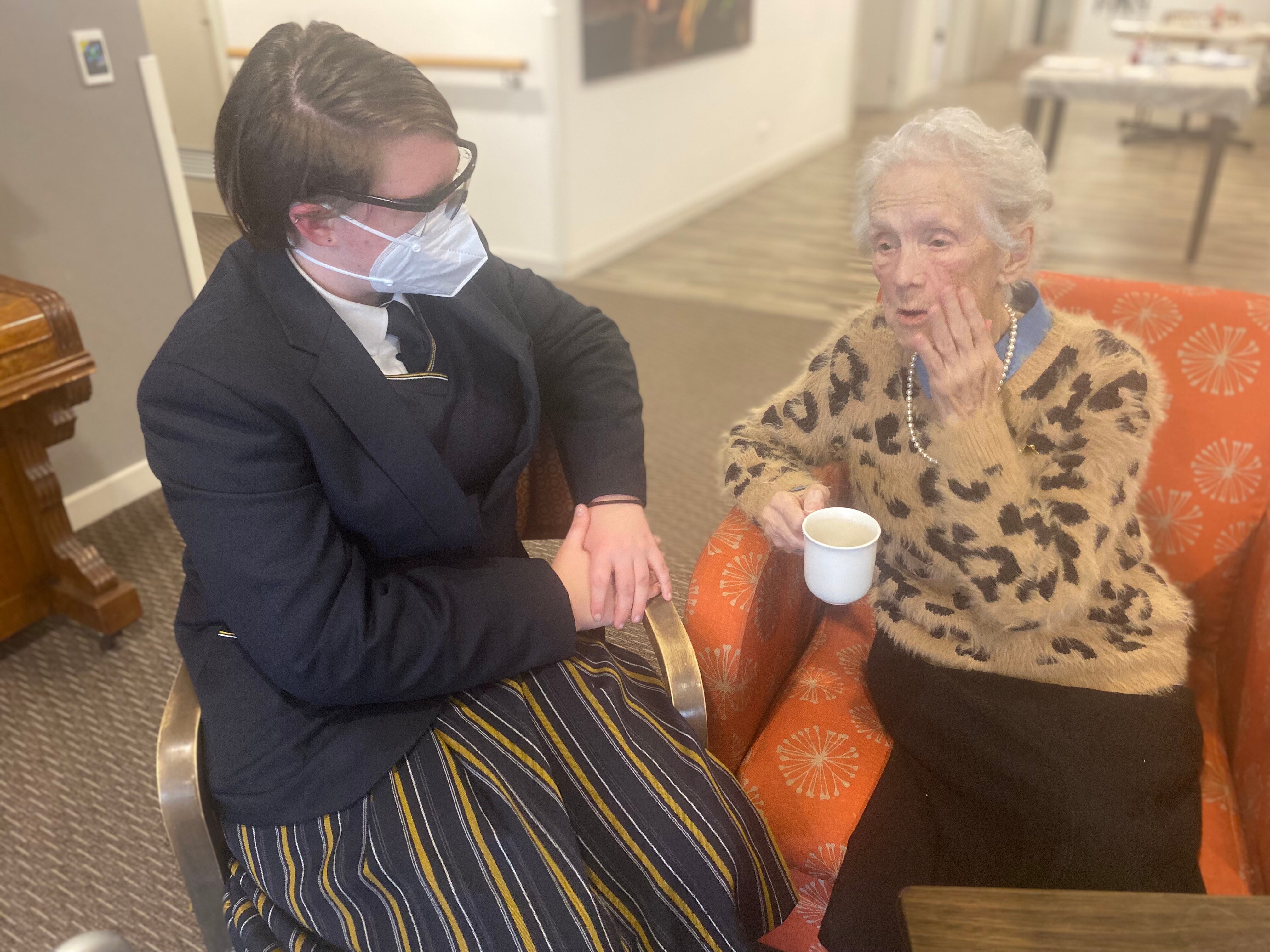 Program connecting Victorian students with aged care residents helps ...