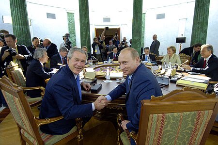 G8 backs nuclear power development - ABC News