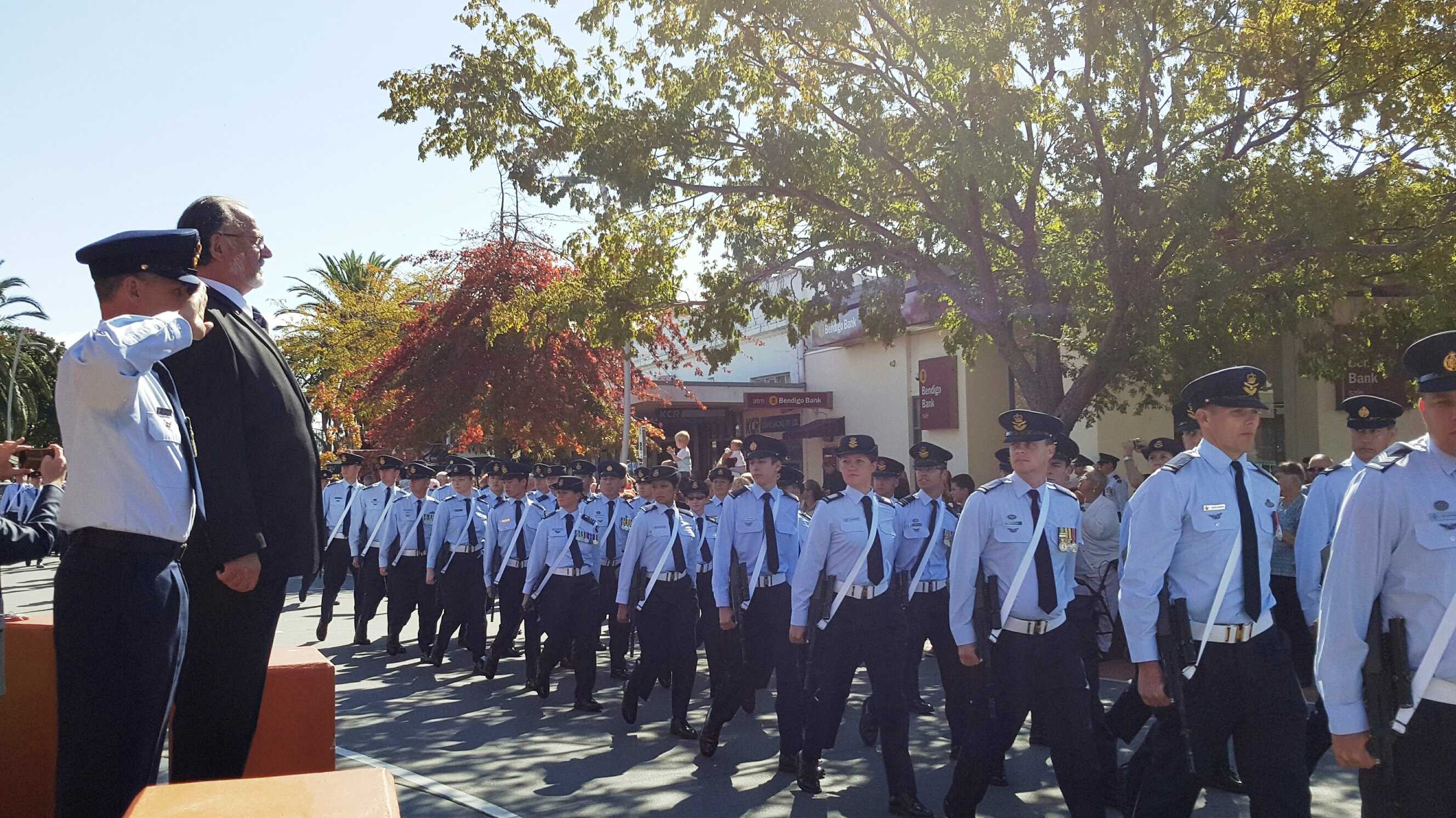 RAAF Base East Sale holds Freedom of Entry parade - ABC News