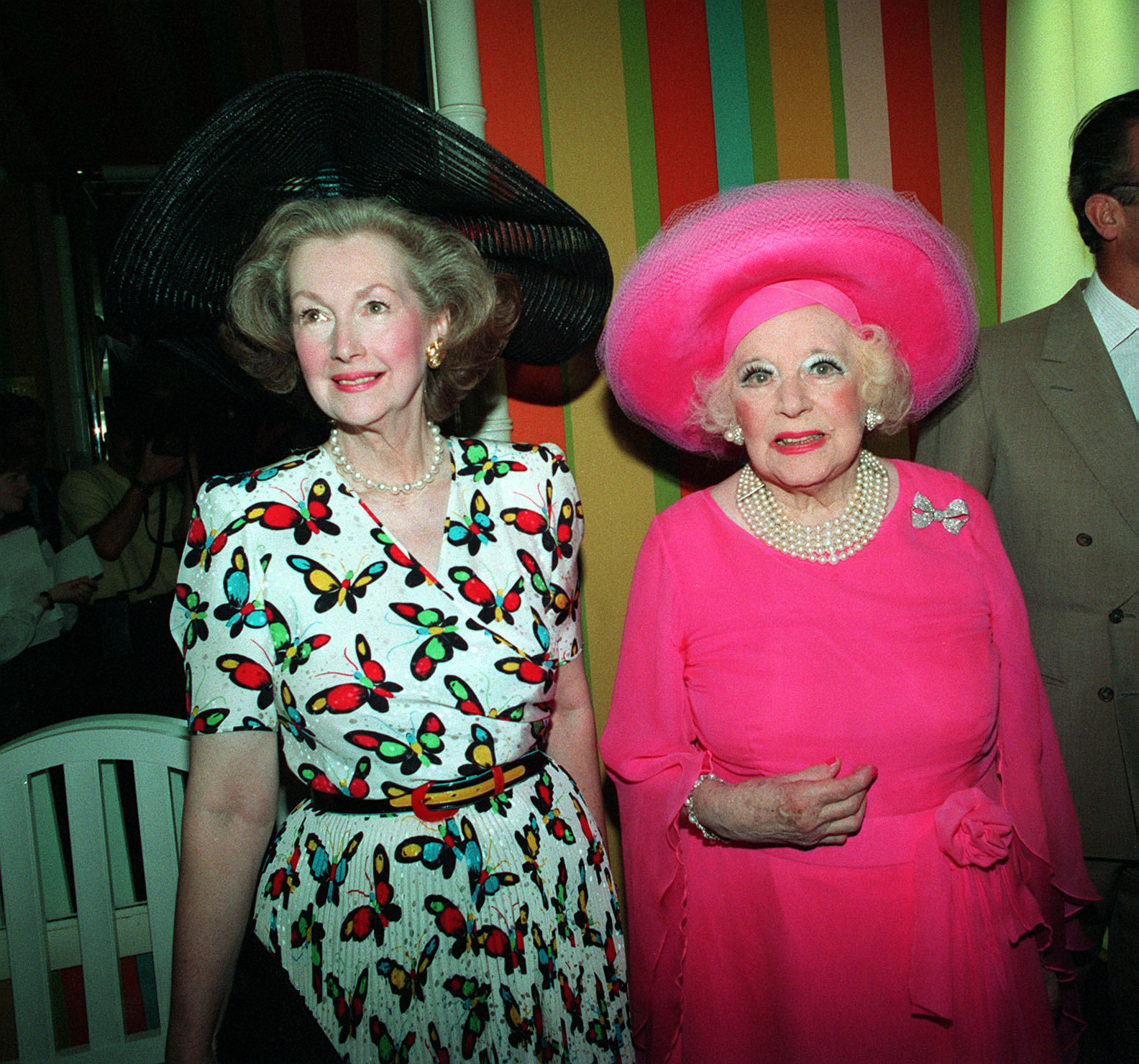 Princess Diana pushed her 'wicked' stepmother Countess Raine Spencer ...