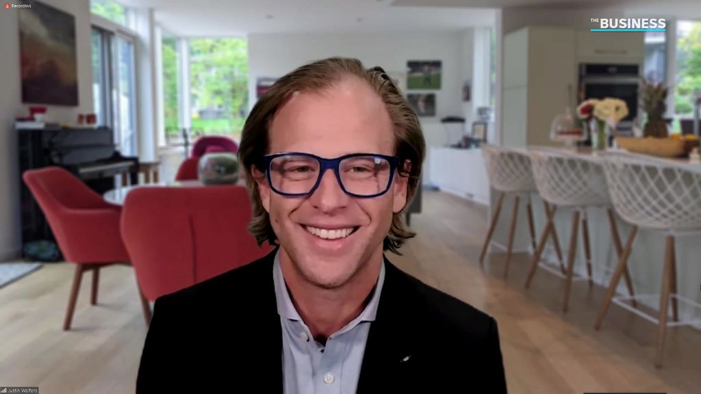 US politicians squabble over raising the debt ceiling - ABC News