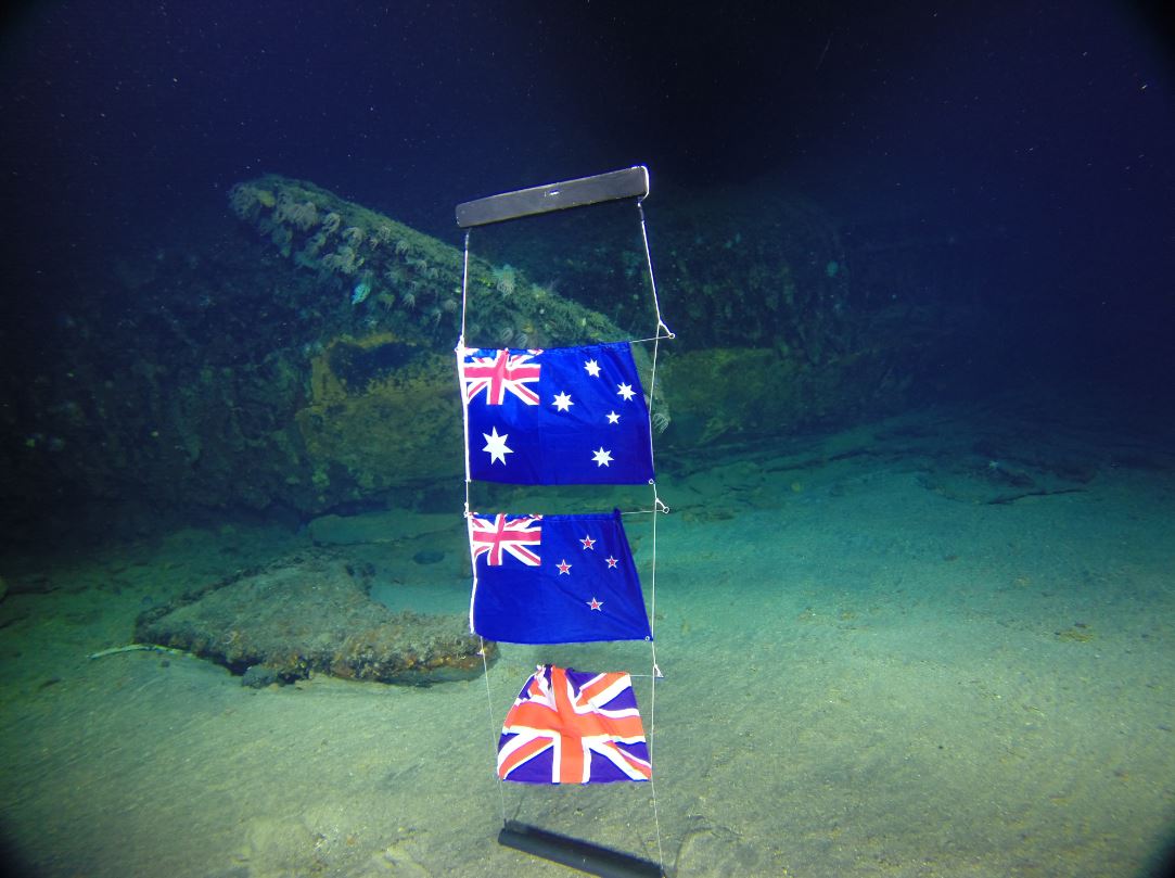 Pictures of Australian WWI submarine wreck may shed new light on how it ...