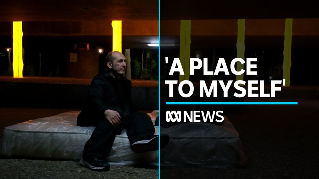 Lee Anthony secures a social housing flat - ABC News