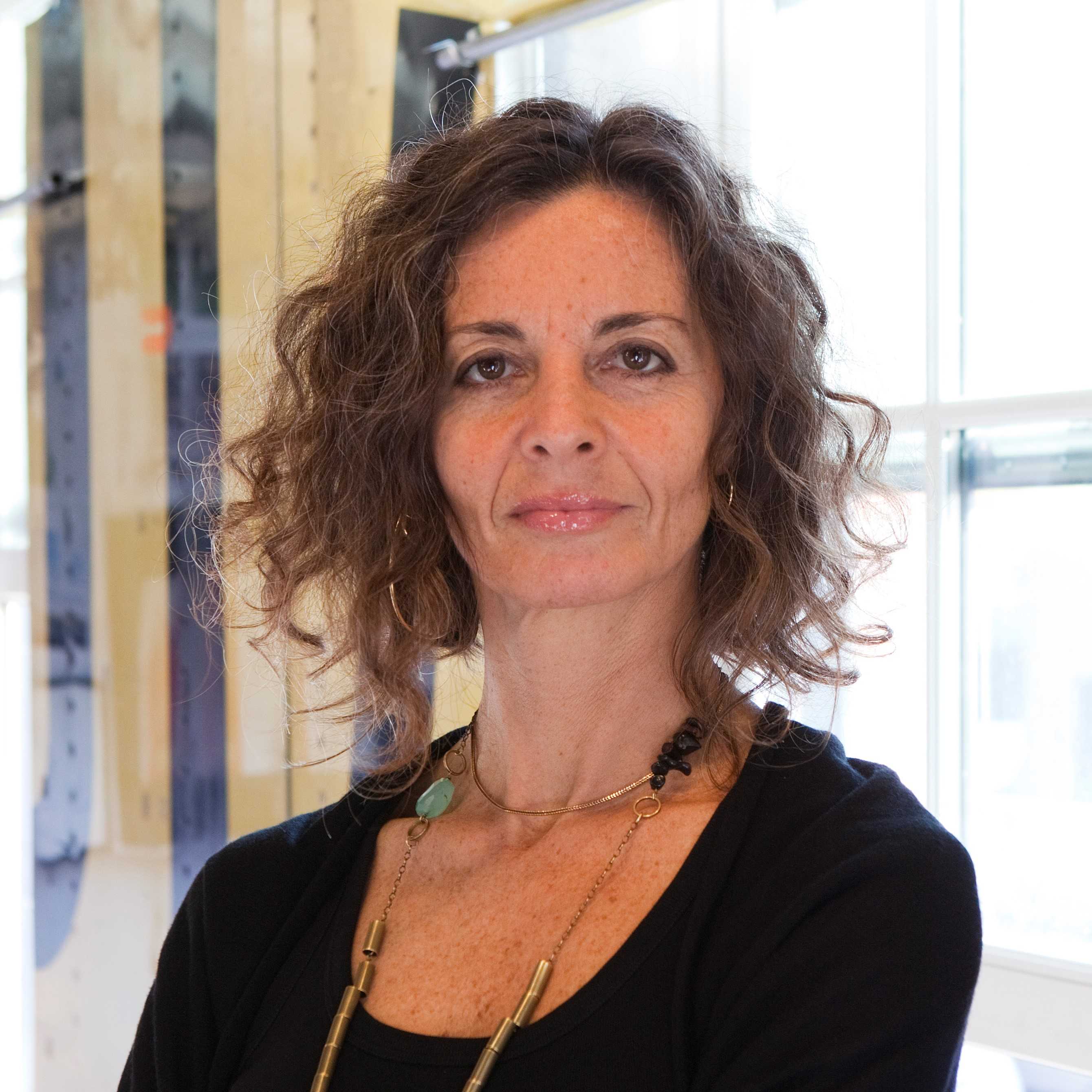 Removing controversial Gold Coast light installation is 'crazy' and 'an ...