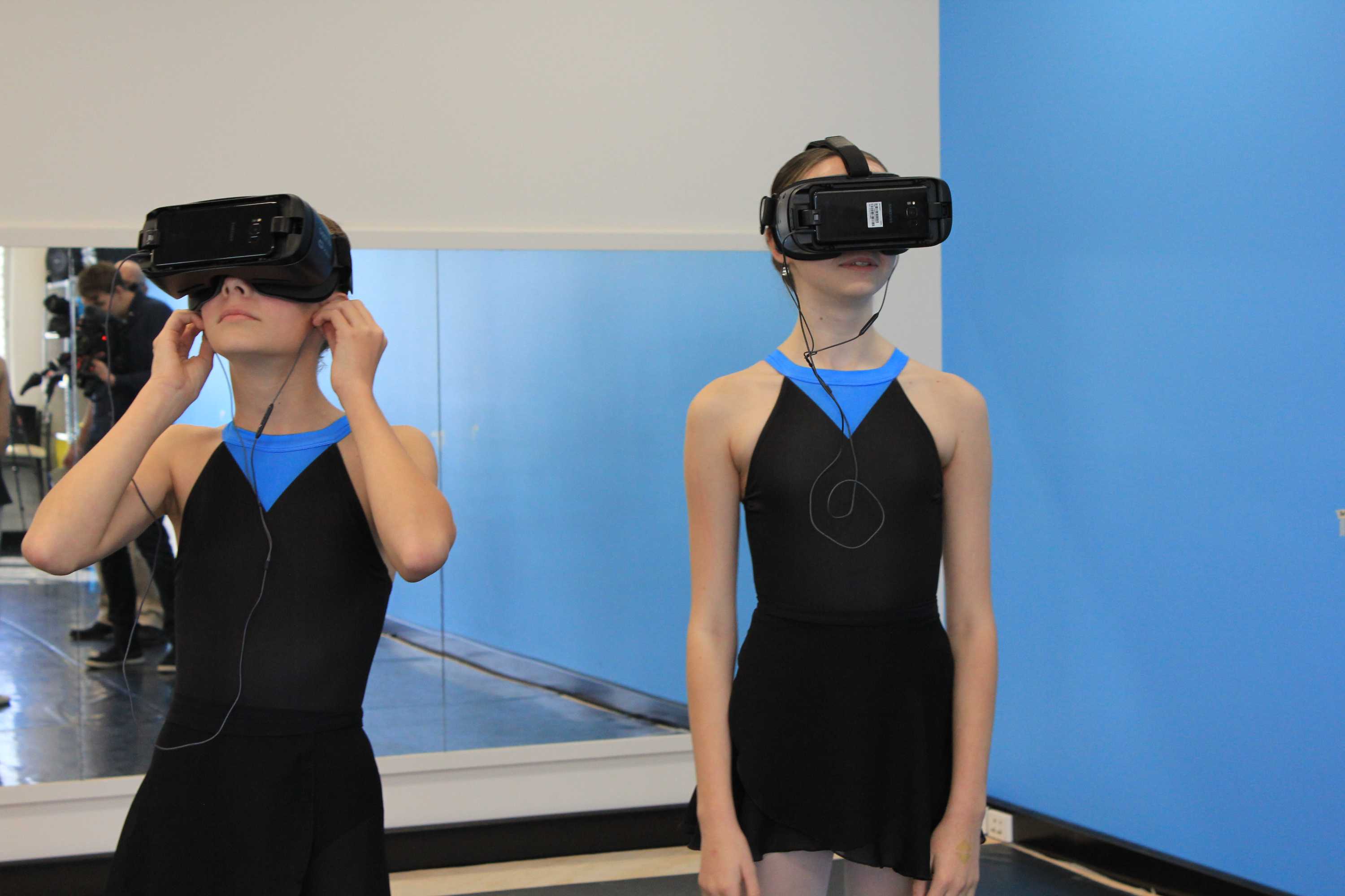 Opening the door to a virtual classroom: Port Macquarie ballet dancers ...