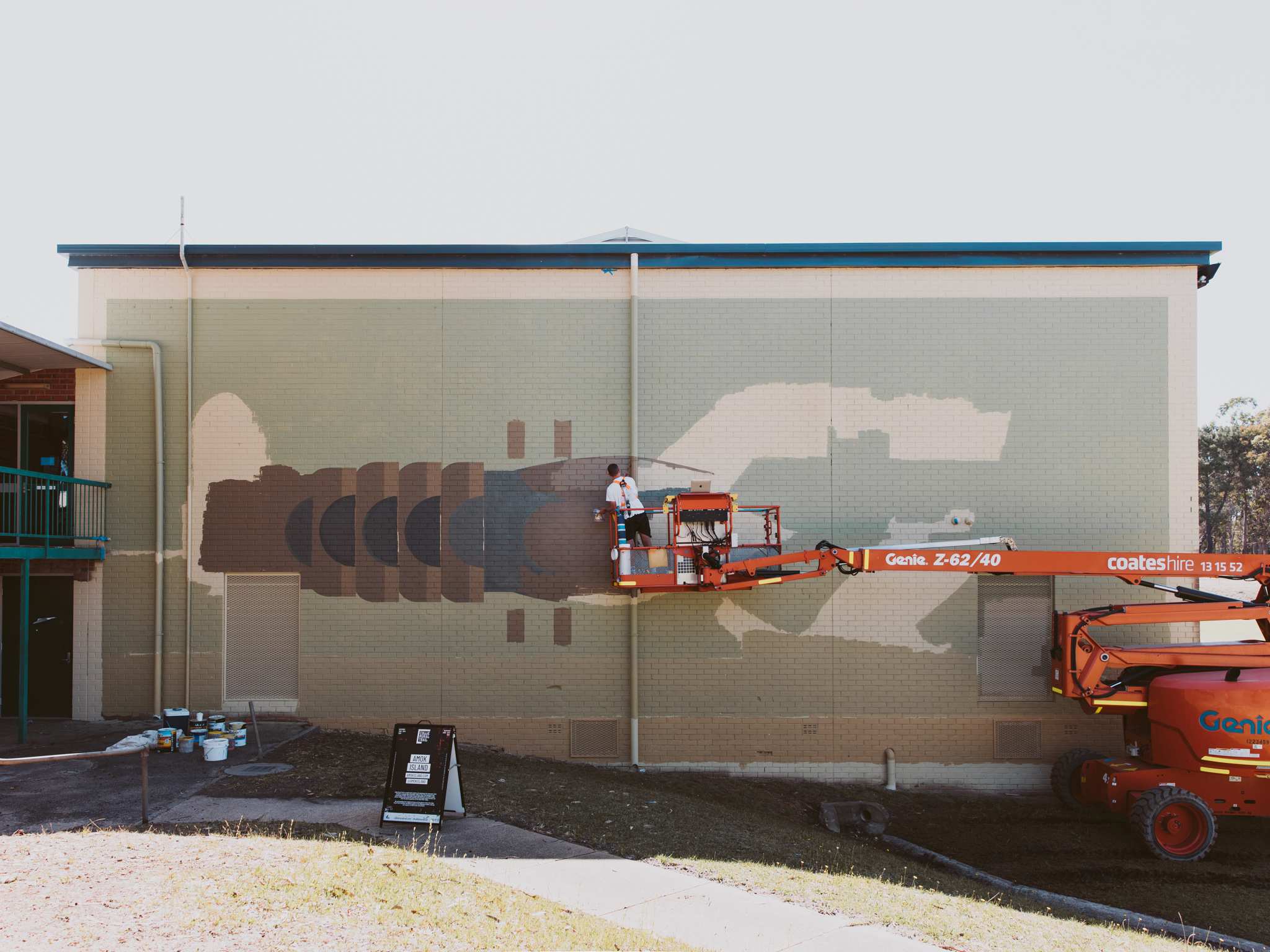 Collie Mural Trail in WA unveils mega artwork on Wellington Dam wall ...
