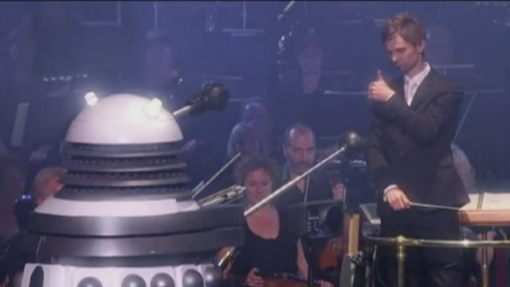 The Doctor to the rescue as aliens invade Opera House - ABC News