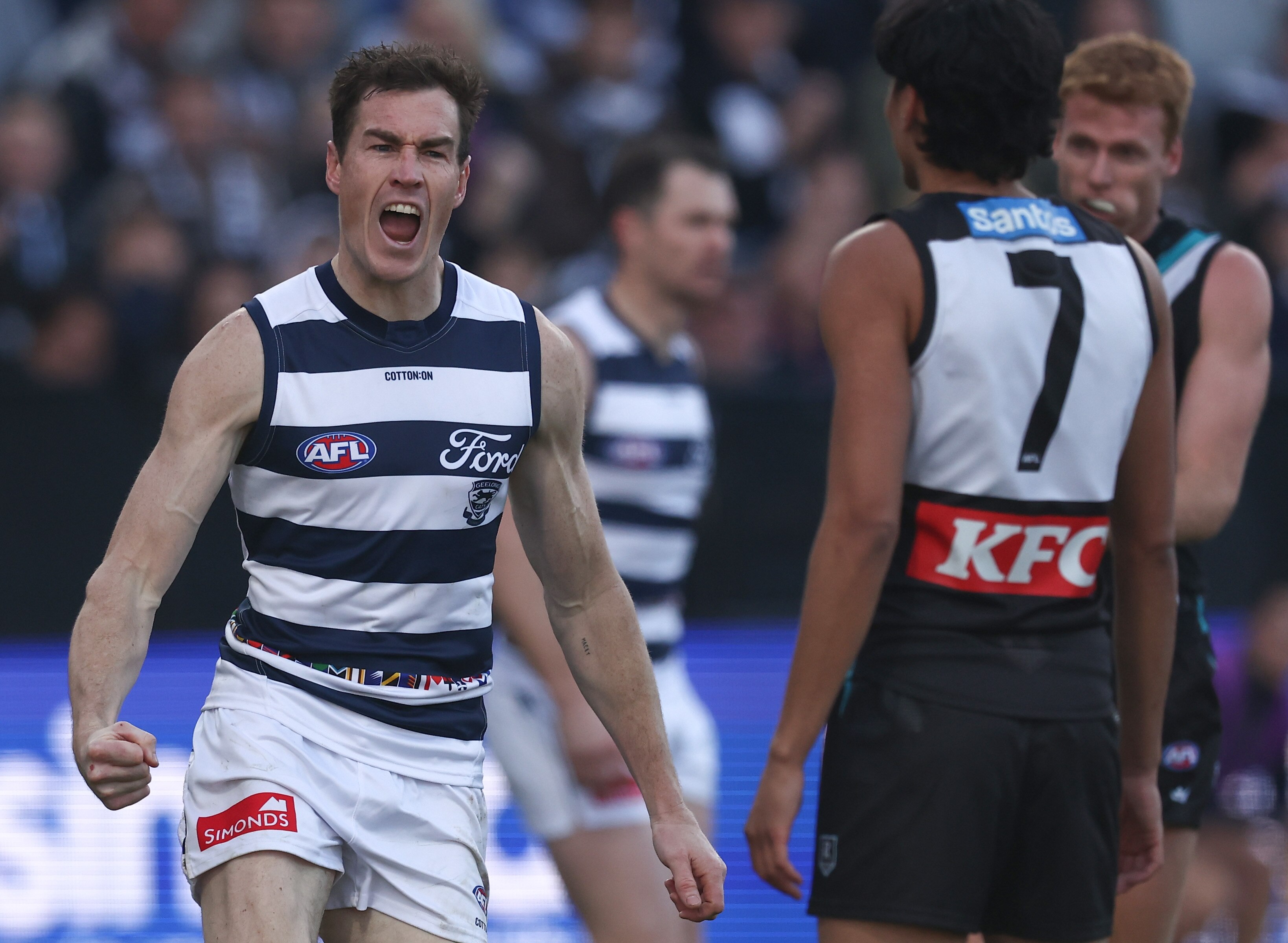 Lani Pallister breaks Commonwealth 1500m freestyle record at Australian ...