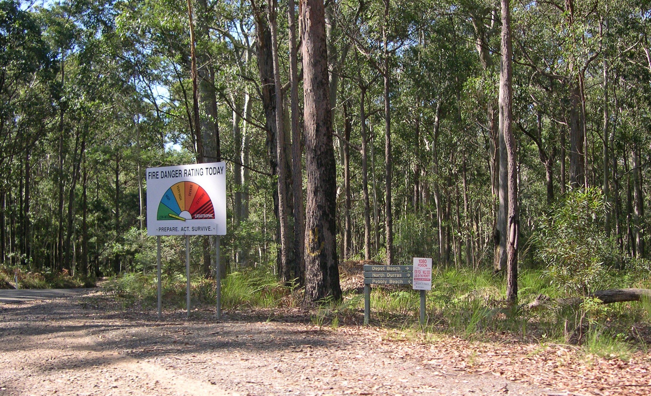 High temperatures prompt bushfire alert - ABC News