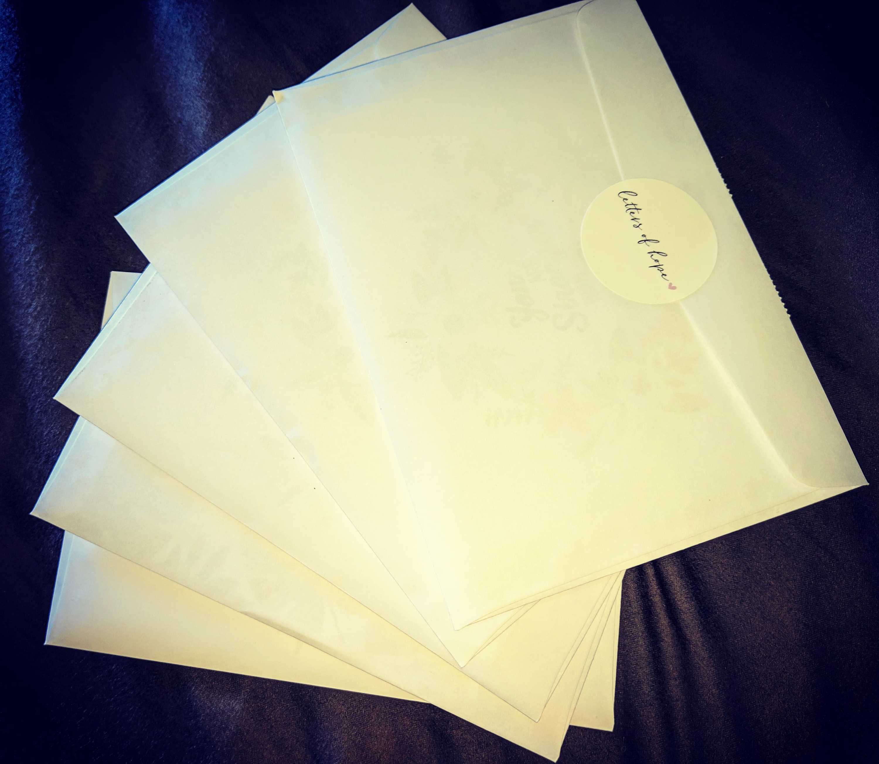 'Letters of Hope' mailed to hundreds around the world struggling with ...