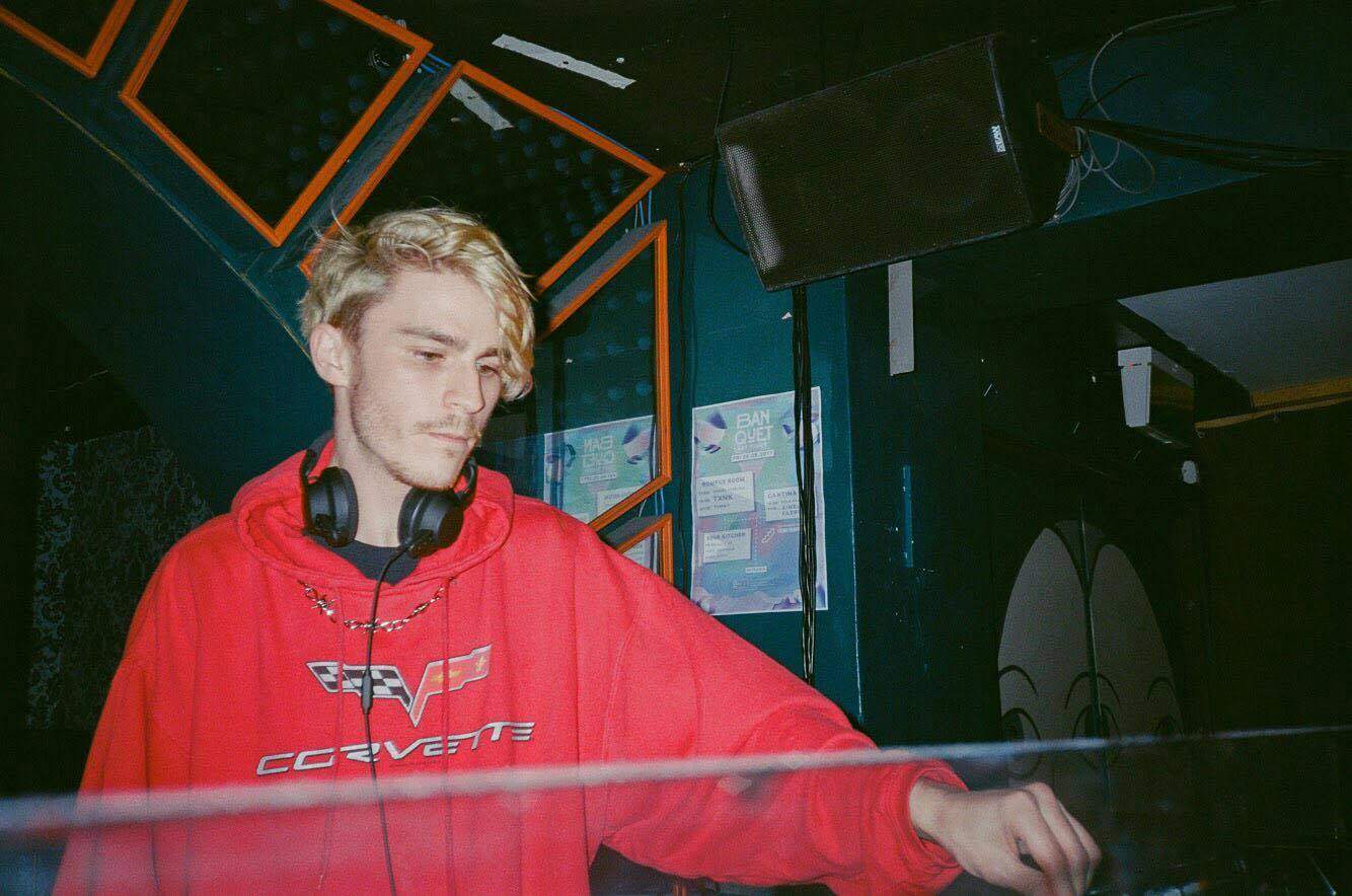 Friday Mix: Denzel Sterling (Sidechains) - triple j