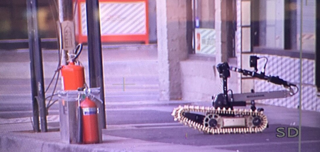 Police use robots to investigate suspicious items in Malvern - ABC News