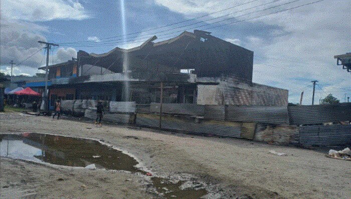 Bikpla paia long Arawa town, tasol nogat fire service - ABC Pacific