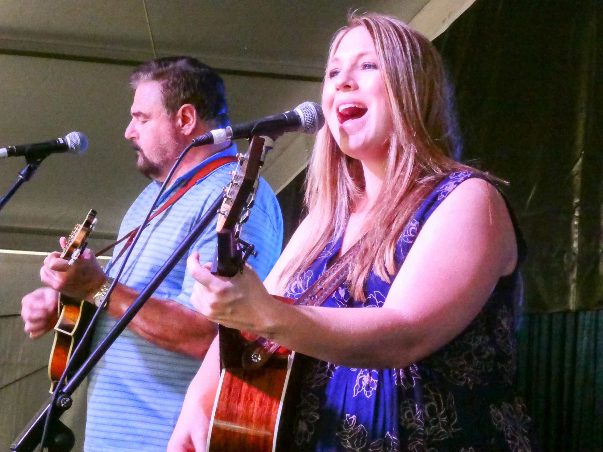 Kristy Cox returns from Nashville to Tamworth - ABC Radio