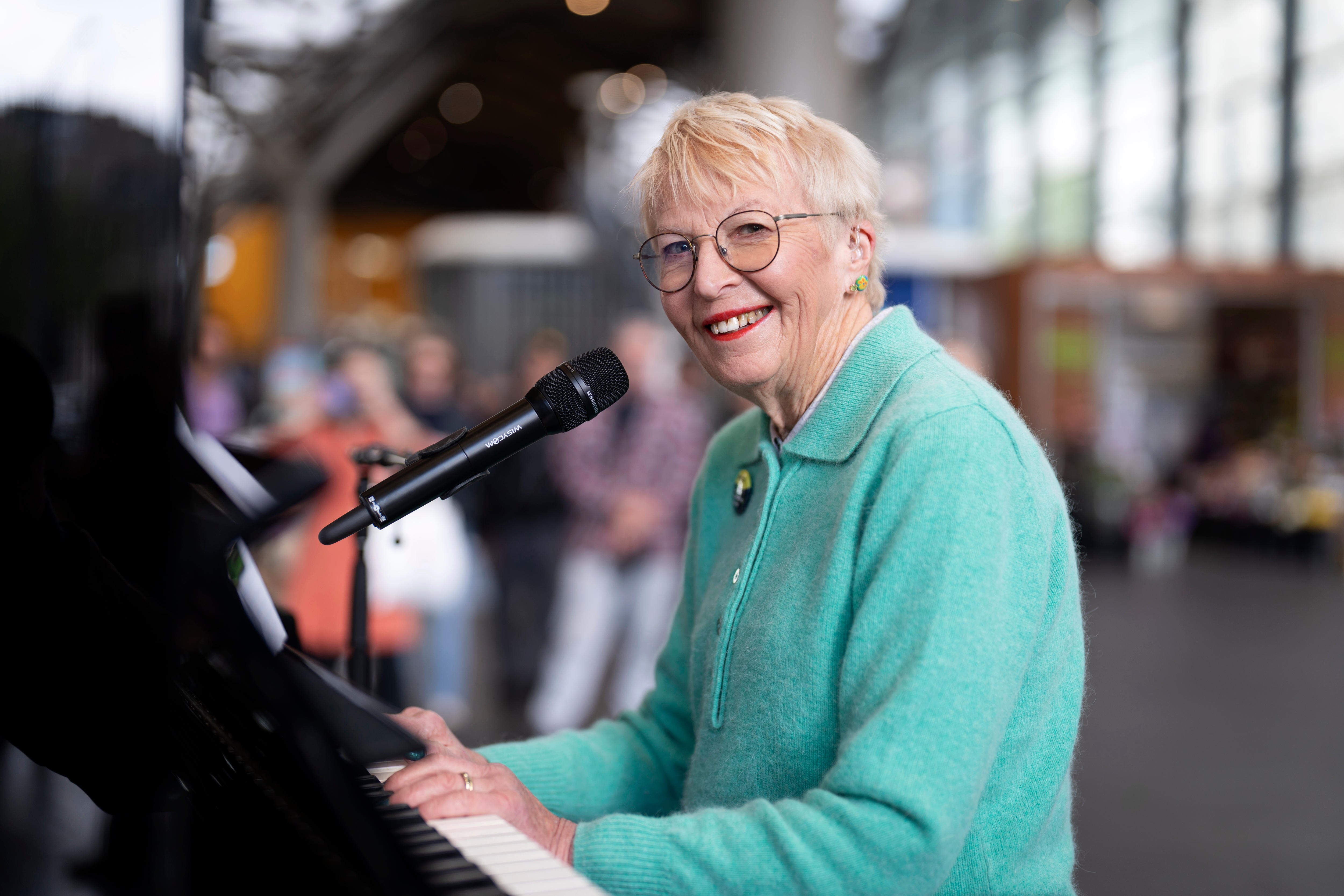 Why The Piano's Heather chose the piano to help with her dementia - ABC ...